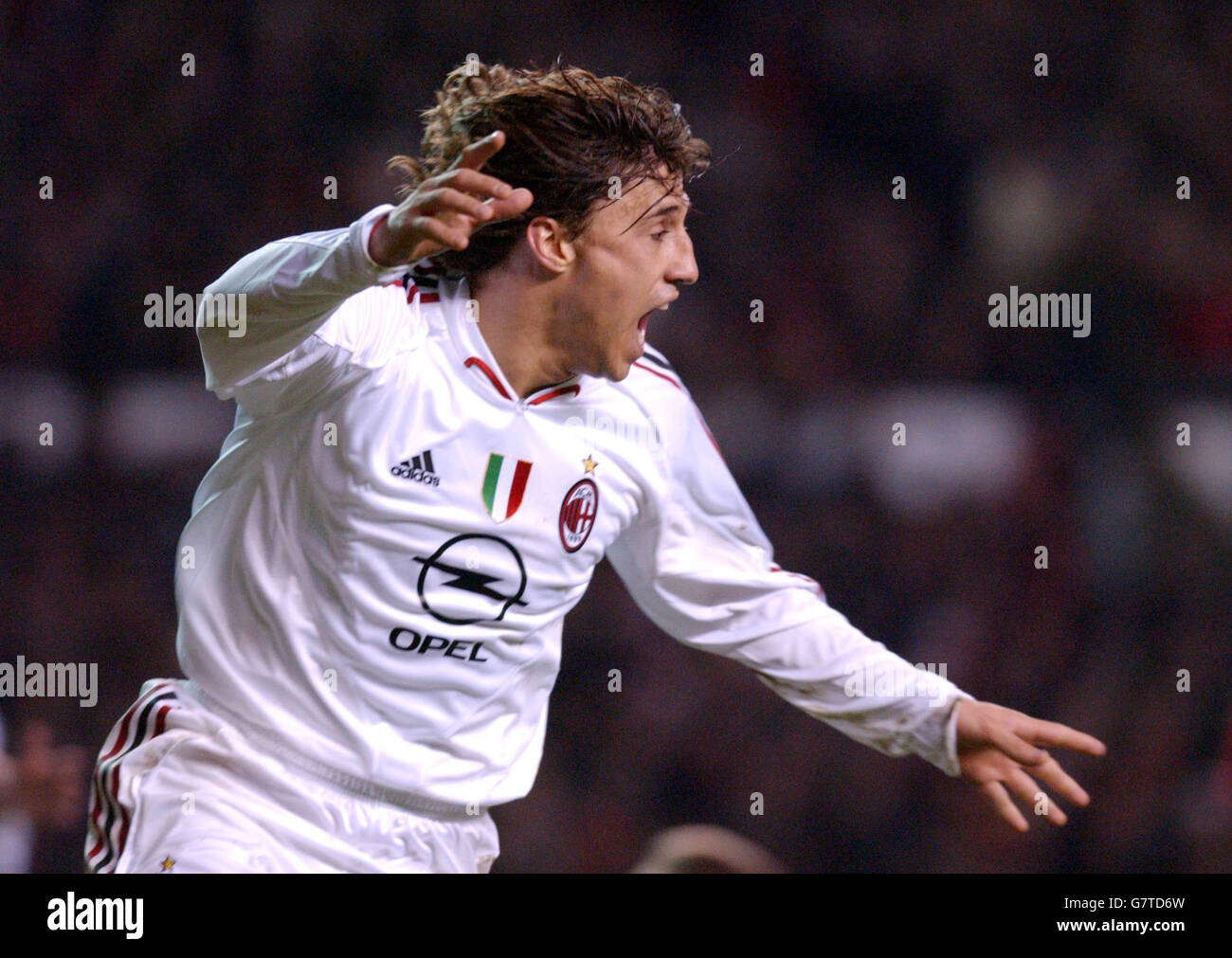 AC Milan's Hernan Crespo celebrates scoring their winning goal Stock ...