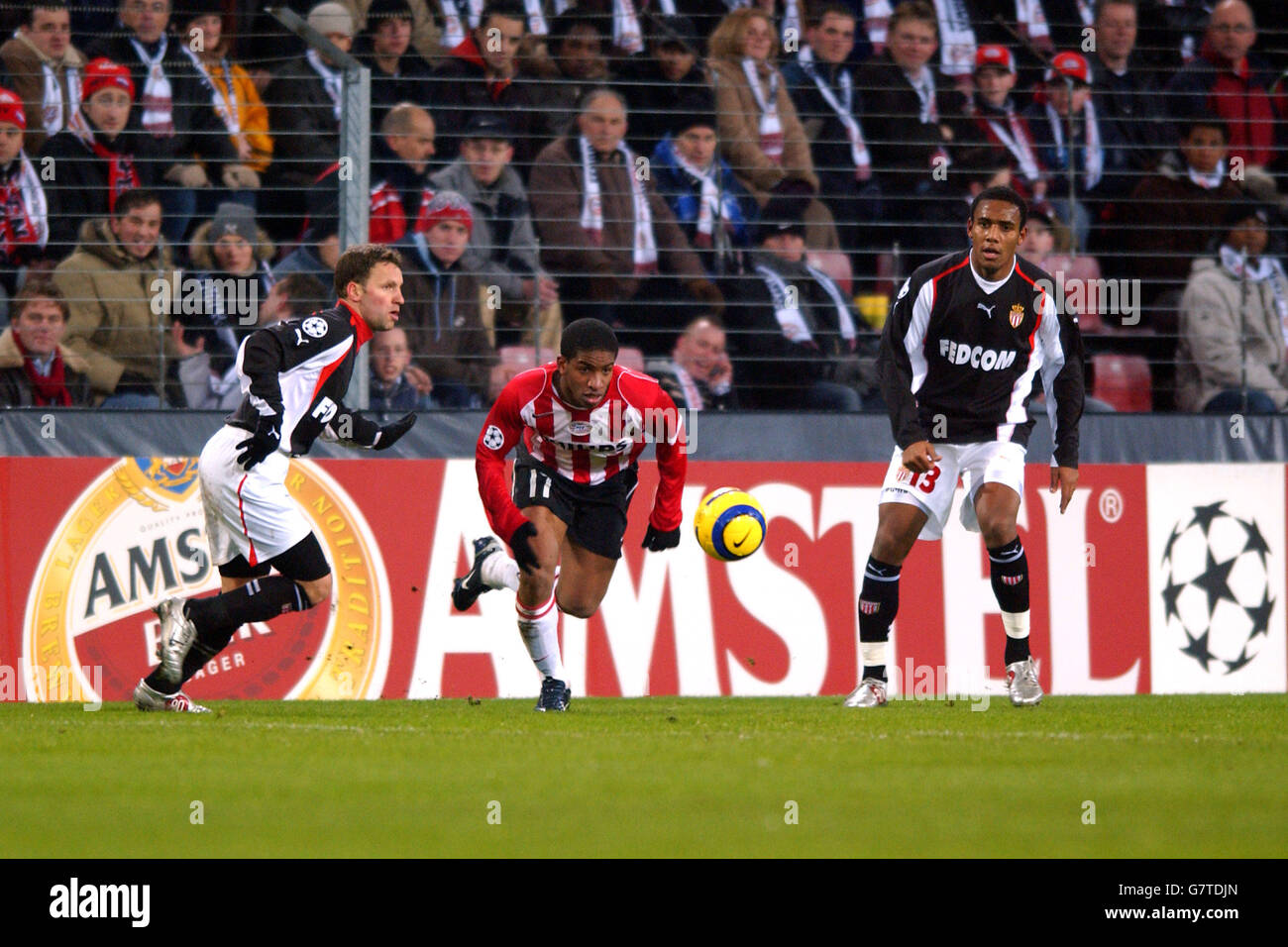 Soccer - UEFA Champions League - Round of 16 - First Leg - PSV ...