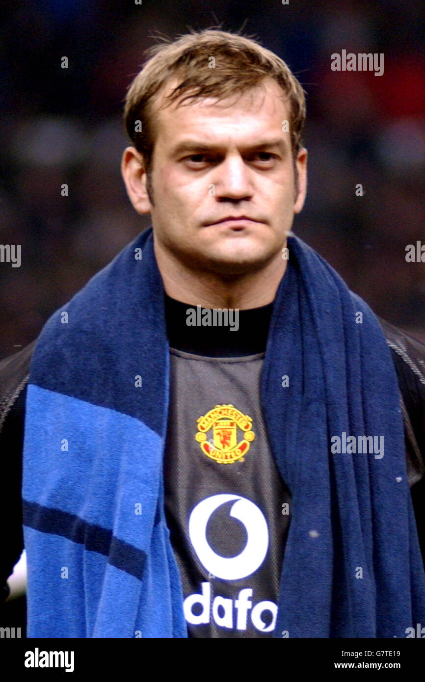 Soccer - UEFA Champions League - Round of 16 - First Leg - Manchester ...