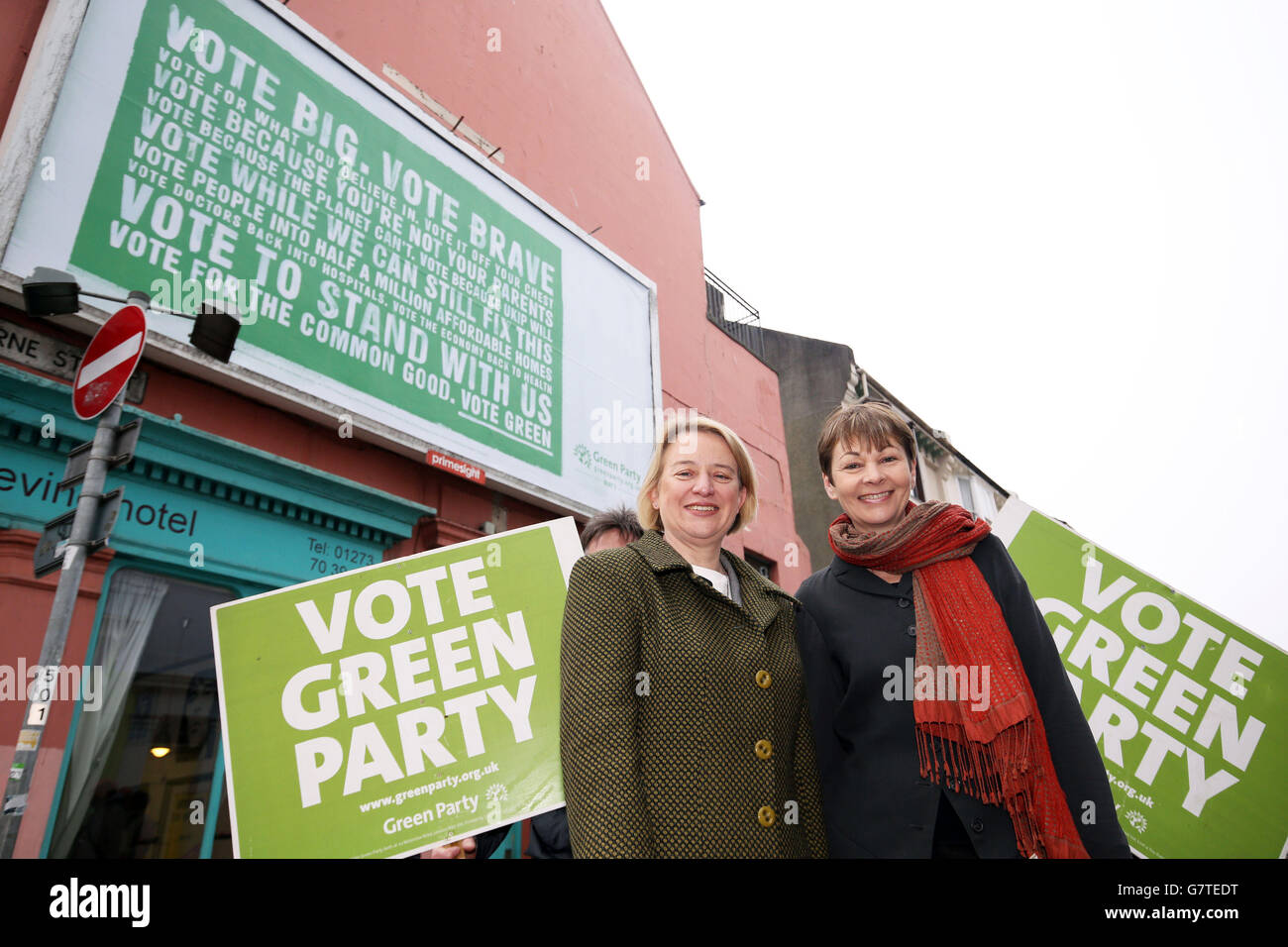 Green Party leader Natalie Bennett (left) with Brighton Pavilion ...