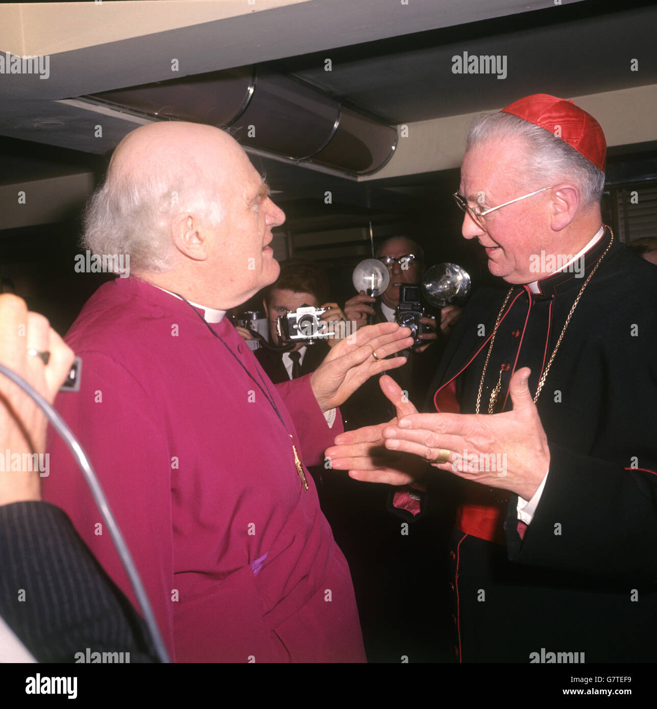 Dr michael ramsey hi-res stock photography and images - Alamy