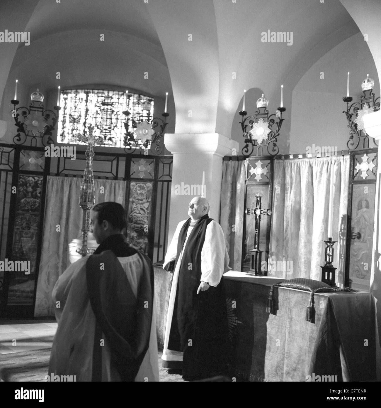 Religion - Archbishop of Canterbury - St. Paul's Cathedral, London ...