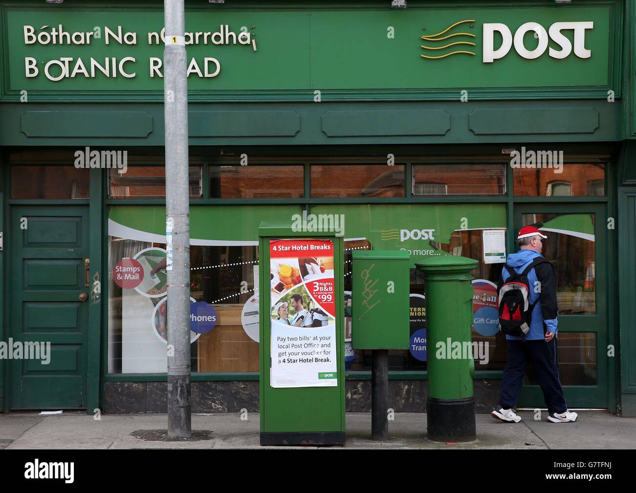 Man enters post office hi-res stock photography and images - Alamy