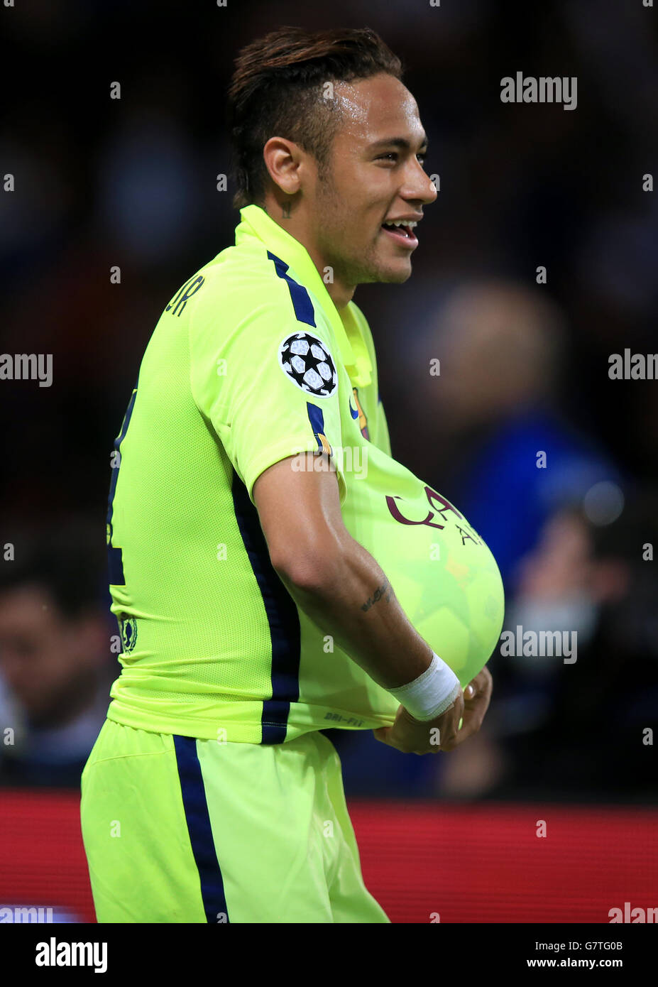 Football psg funny quirky hi-res stock photography and images - Alamy