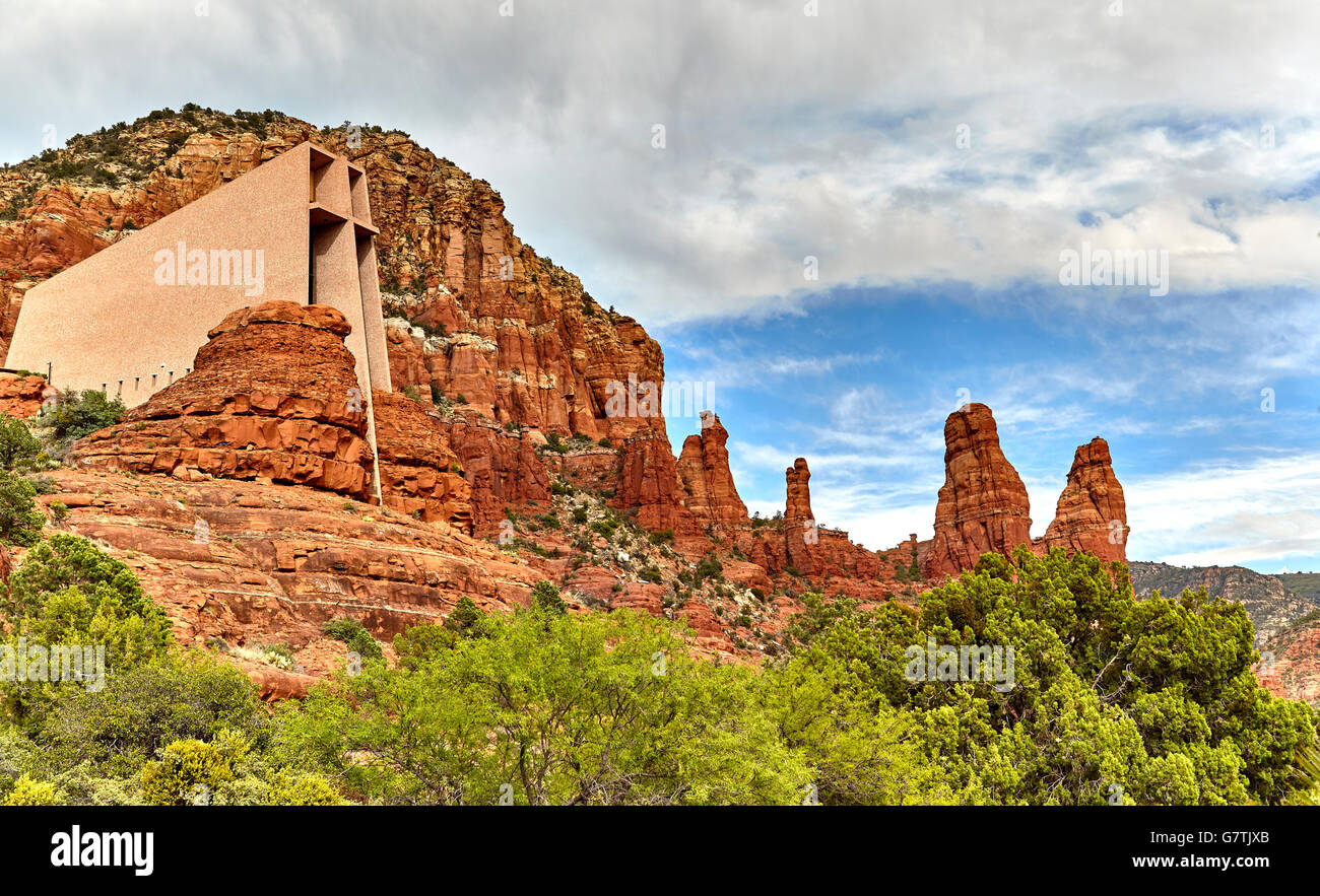 Chapel of the Holy Cross in Sedona Arizona with the rock formation ...