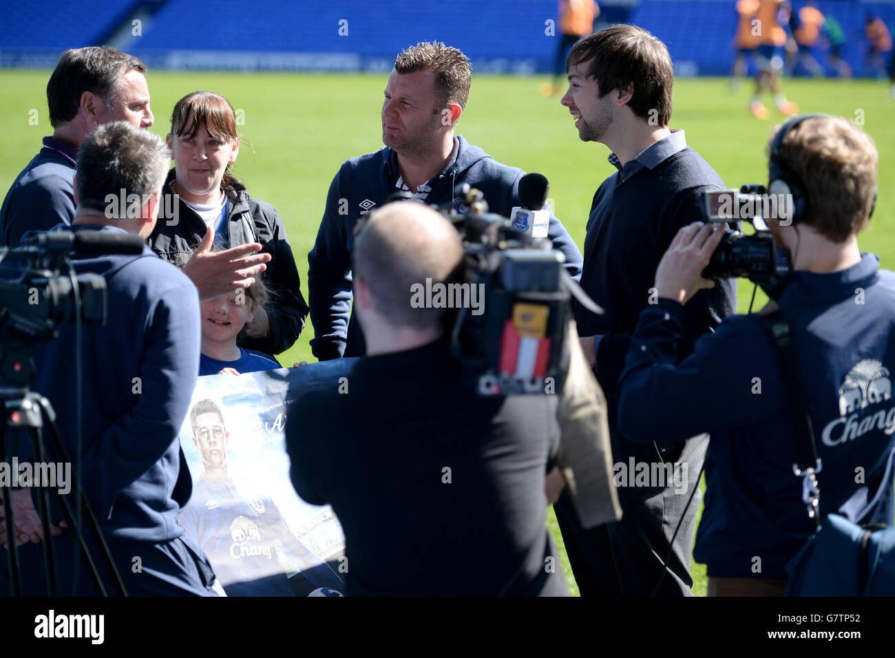 Graham sharp hi-res stock photography and images - Alamy