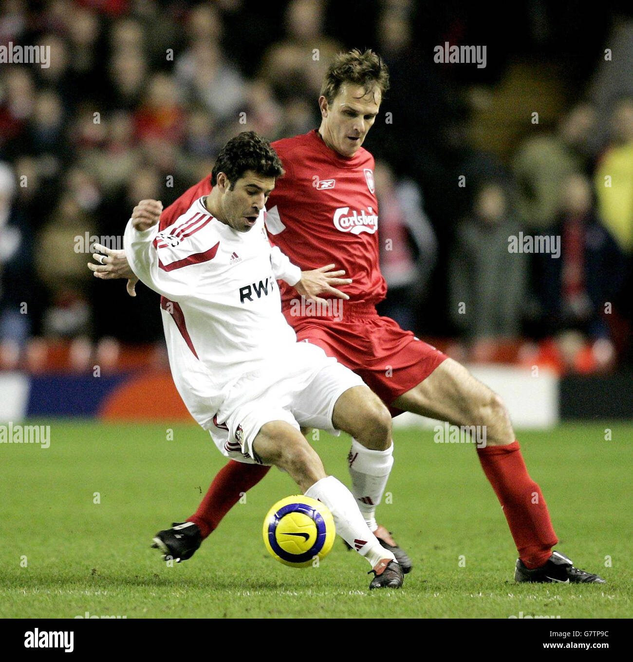 Soccer - UEFA Champions League - Round of 16 - First Leg - Liverpool v ...