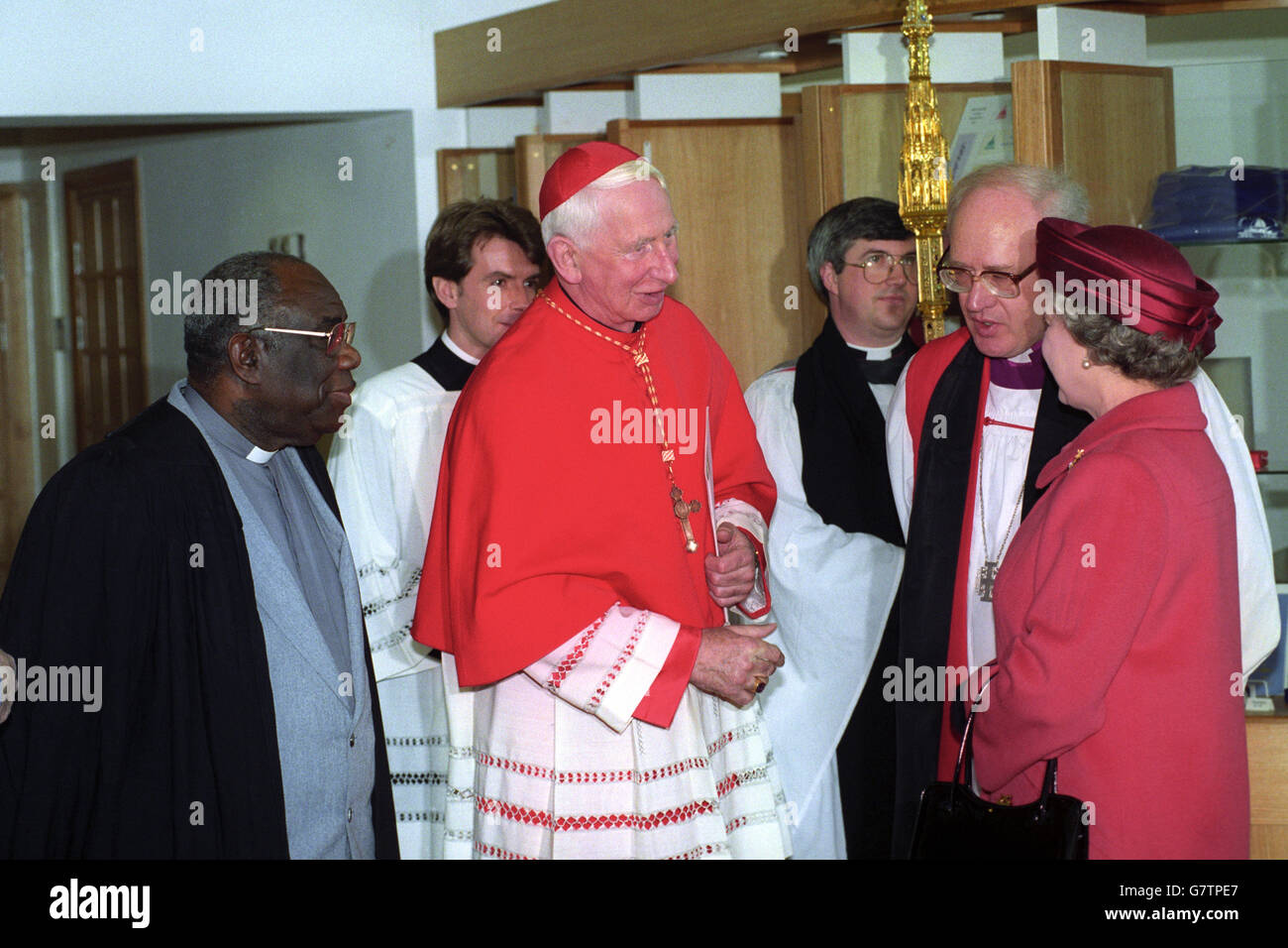 The Queen talks with the Archbishop of Canterbury, George Carey and ...