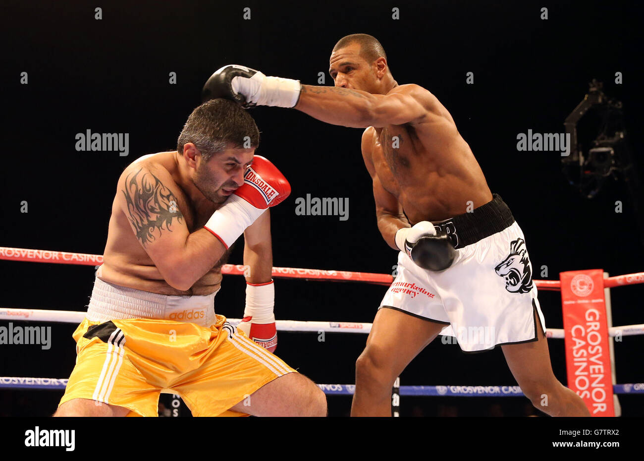 Boxing - First Direct Arena Stock Photo - Alamy