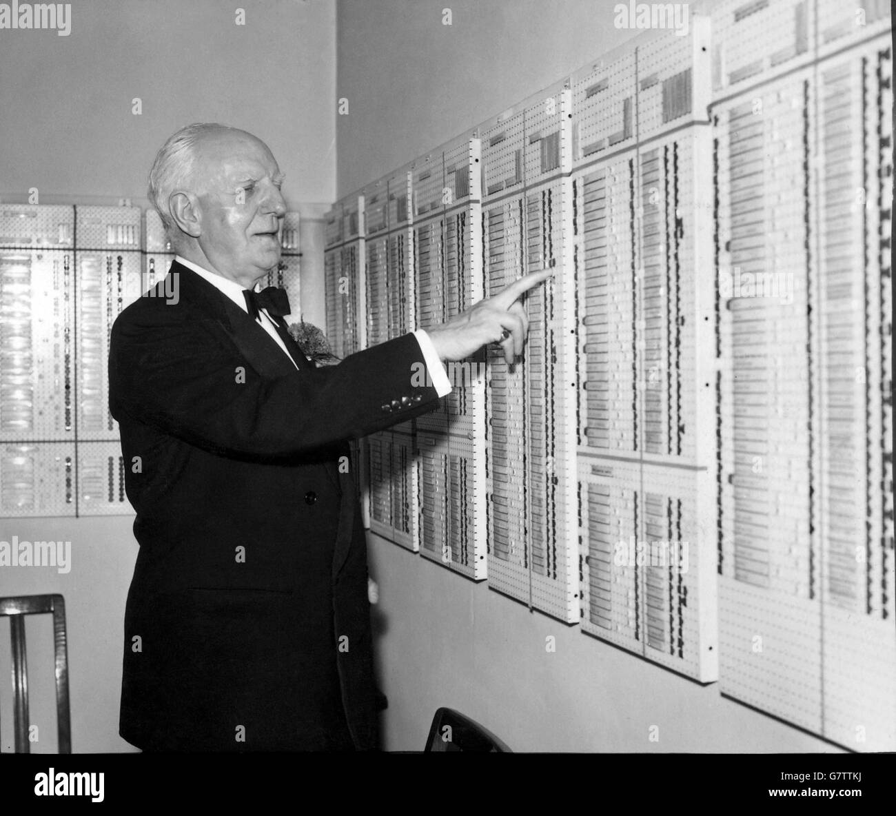 Politics - 1955 General Election - Lord Woolton - Tory Party ...