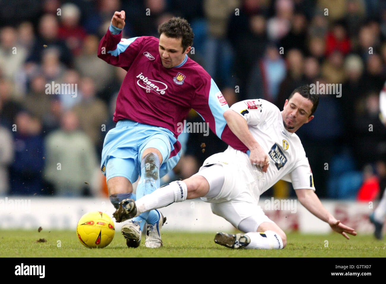 Leeds united gary kelly hi-res stock photography and images - Alamy