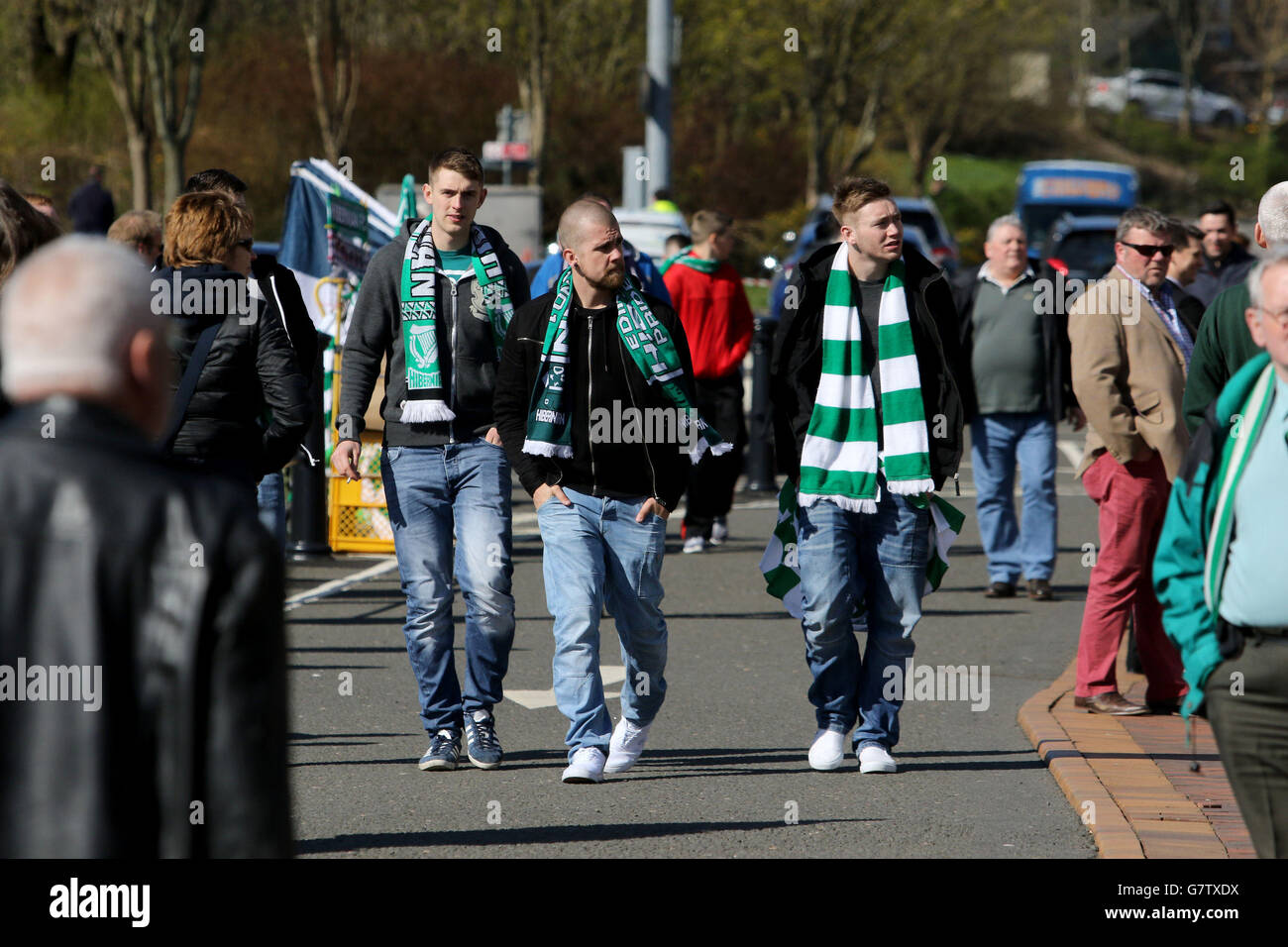 Hibernian fans walk to the stadium before the William Hill Scottish Cup ...