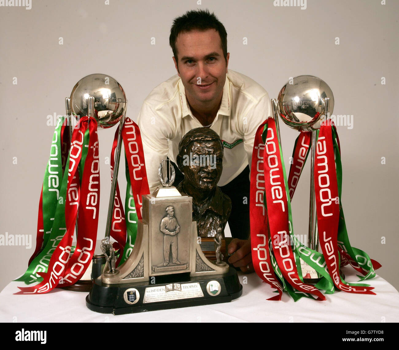 Renewal of test match cricket sponsorship with npower earls court hi ...