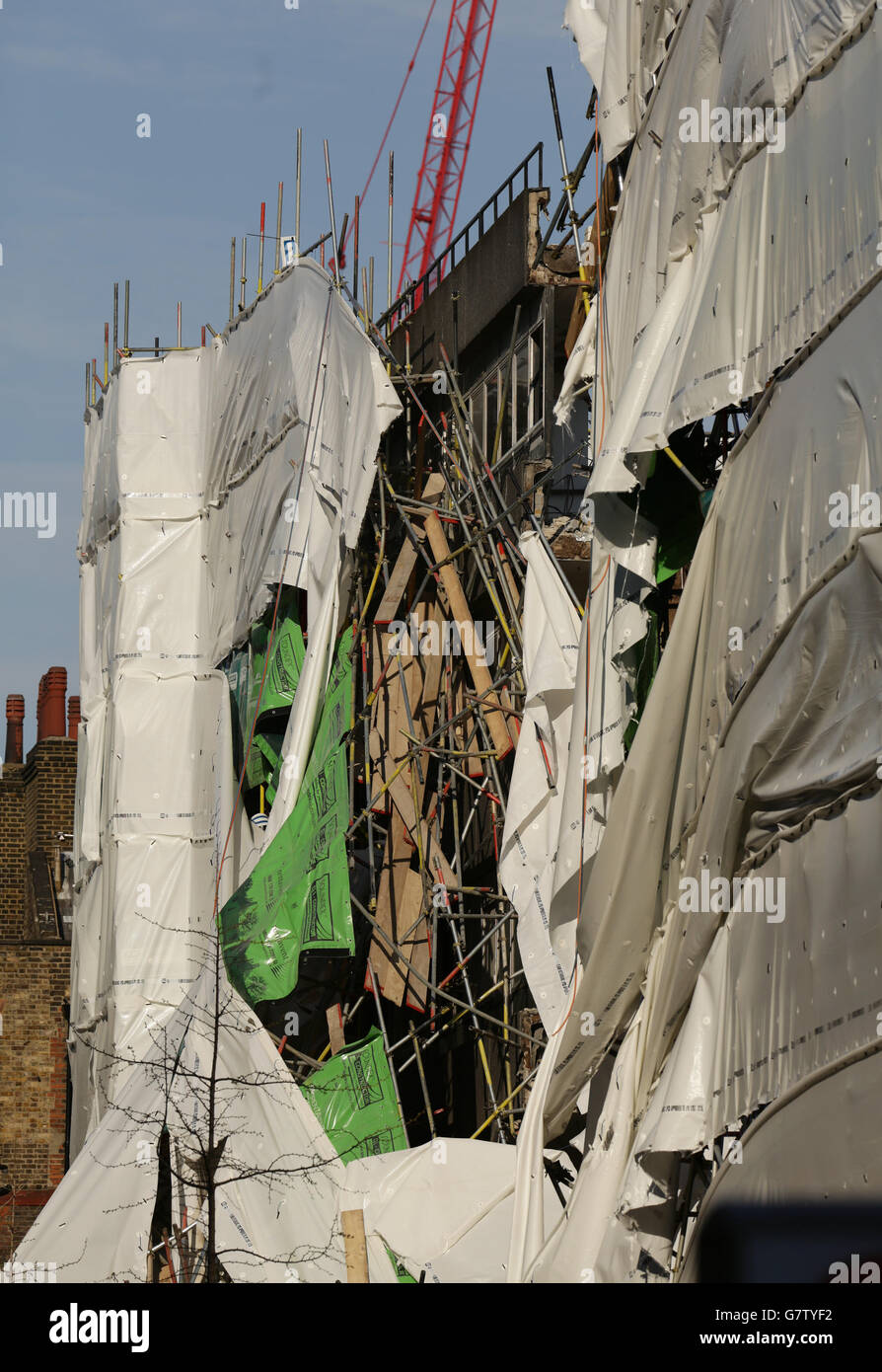 Building collapse in central London Stock Photo - Alamy