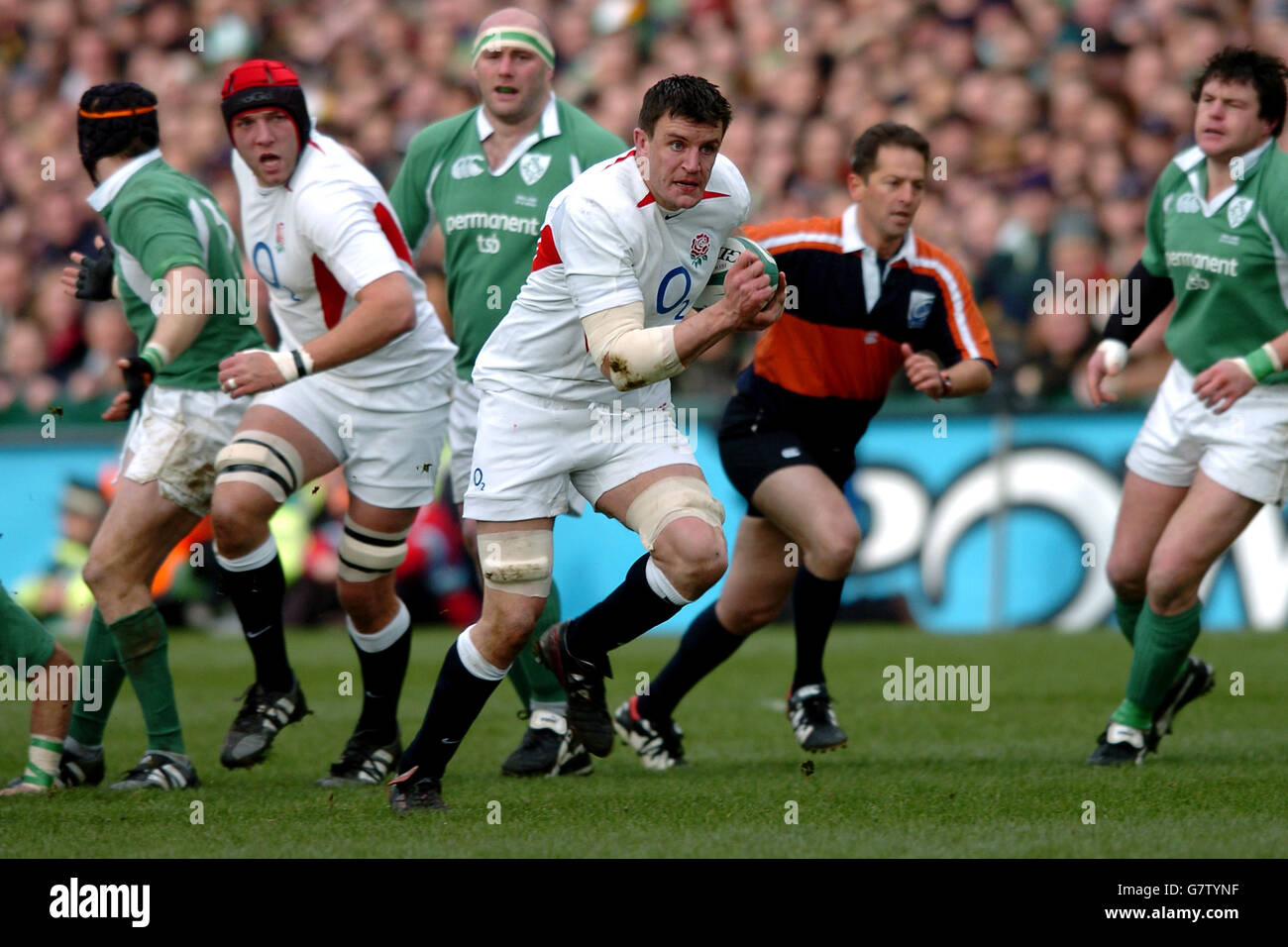 Rugby union scoring action martin corry hi-res stock photography and ...