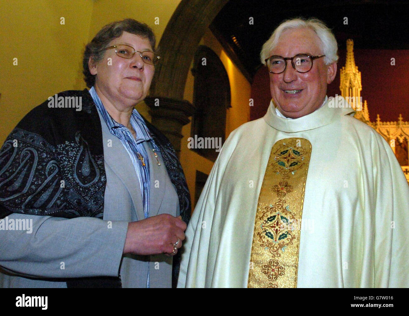 Reverend Deacon James Bell Ordination - St Mary's Church Stock Photo ...