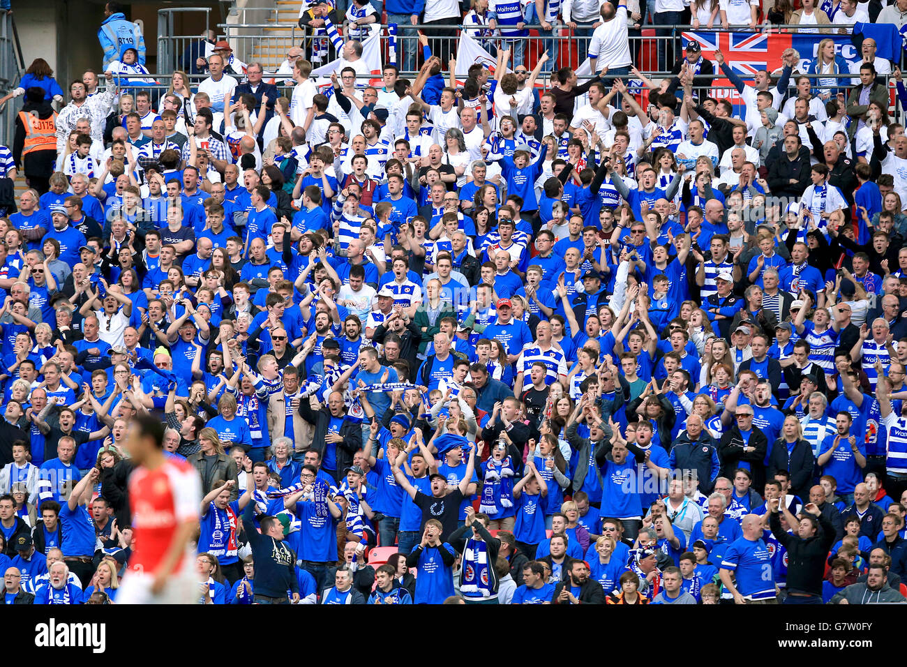 Reading fans in the stands show their support hi-res stock photography ...