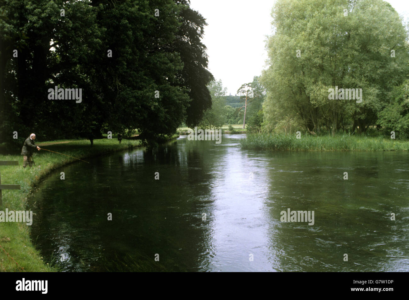 Buildings and landmarks broadlands romsey hi-res stock photography and ...