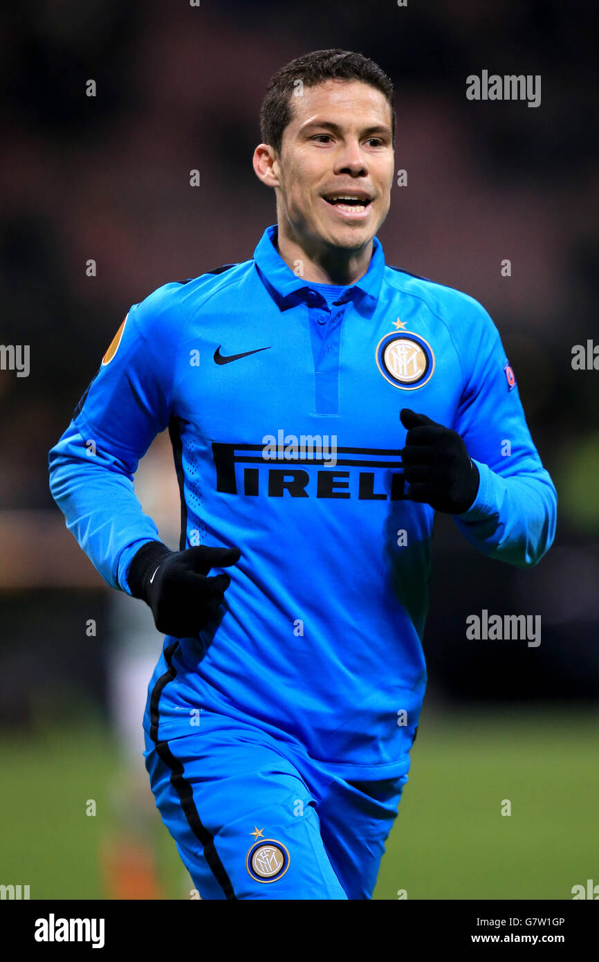 Hernanes inter hi-res stock photography and images - Alamy