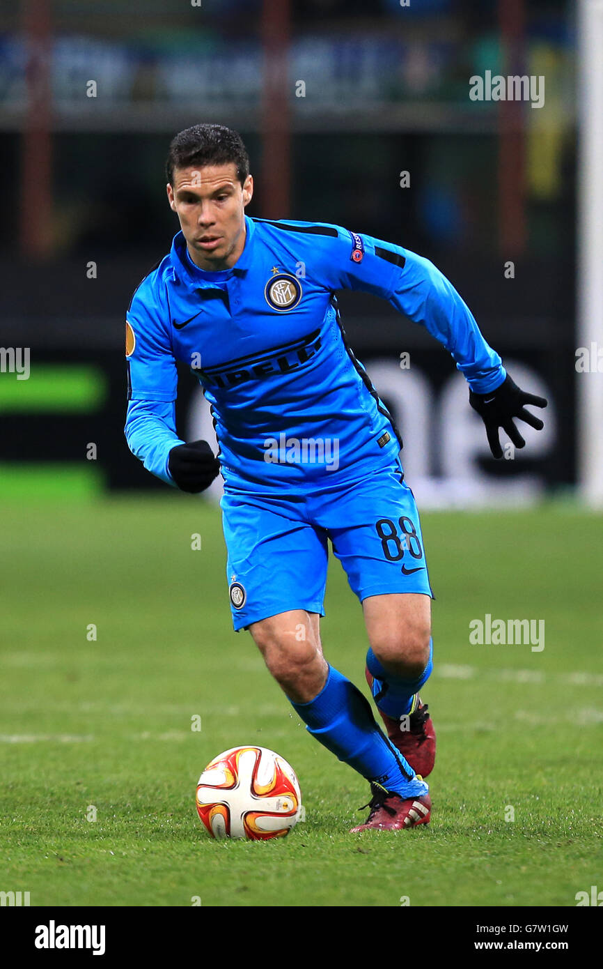 Hernanes inter hi-res stock photography and images - Alamy