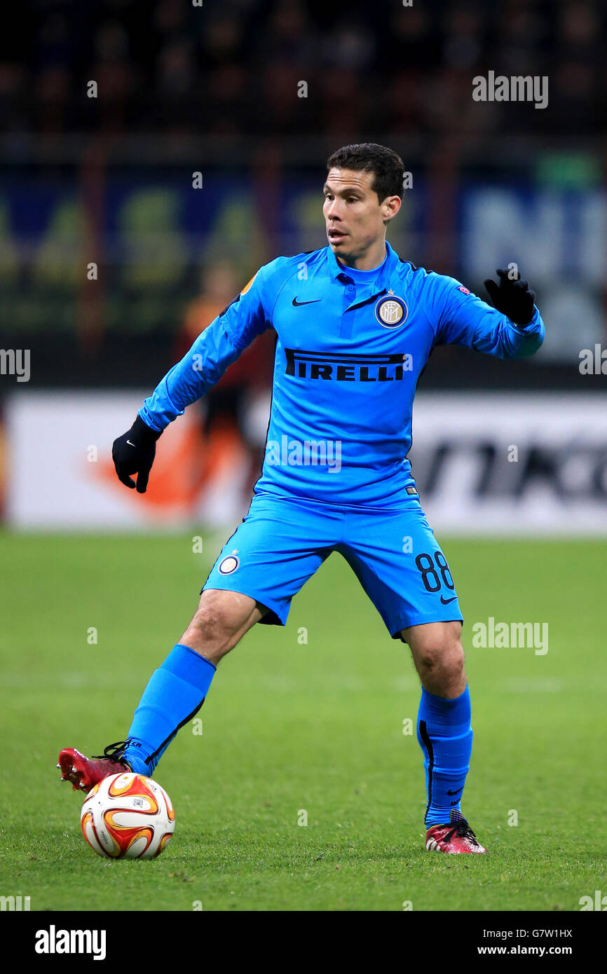 Hernanes inter hi-res stock photography and images - Alamy