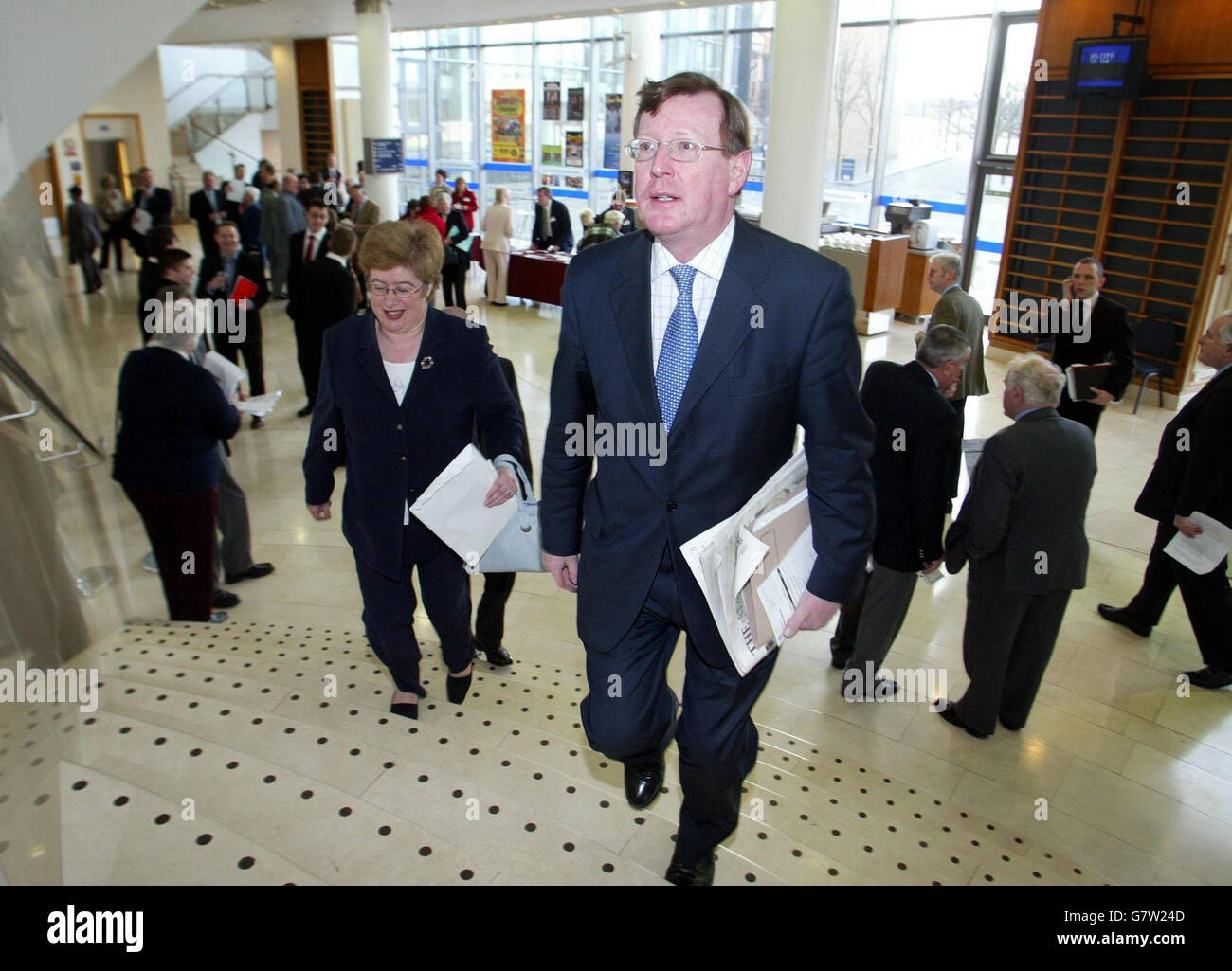 Ulster unionist leader david trimble arrives with his wife daphne hi ...