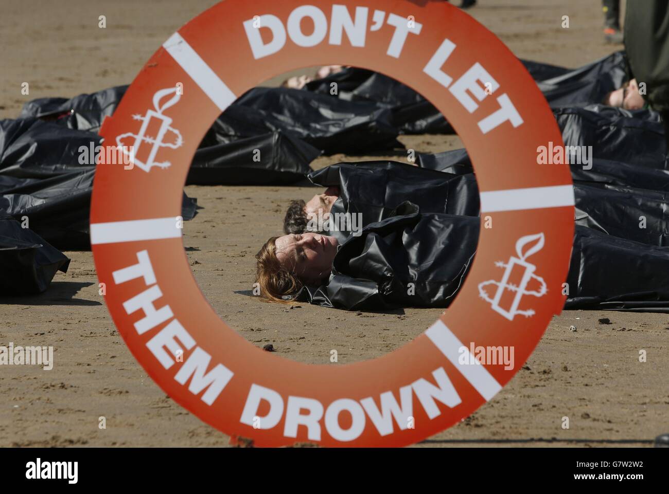Amnesty holds body bag protest Stock Photo - Alamy