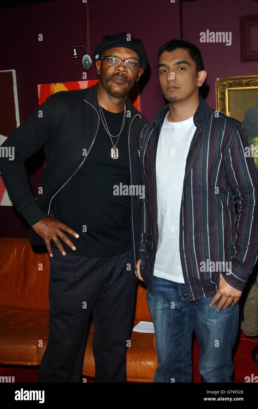 Us actor samuel jackson left with mtv presenter tim kash hi-res stock ...