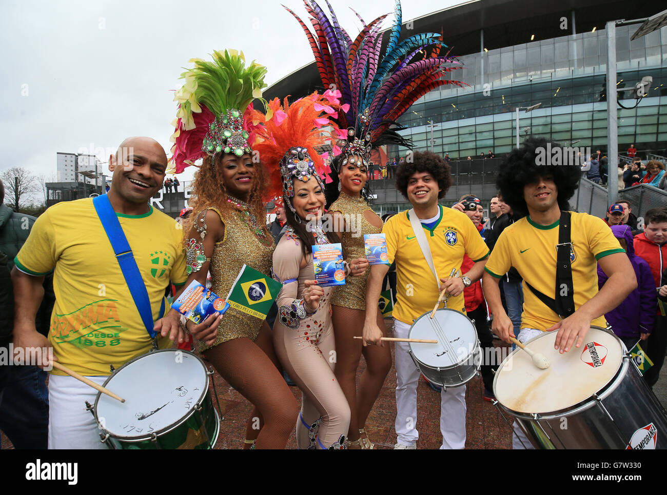 soccer-international-friendly-brazil-v-chile-emirates-stadium