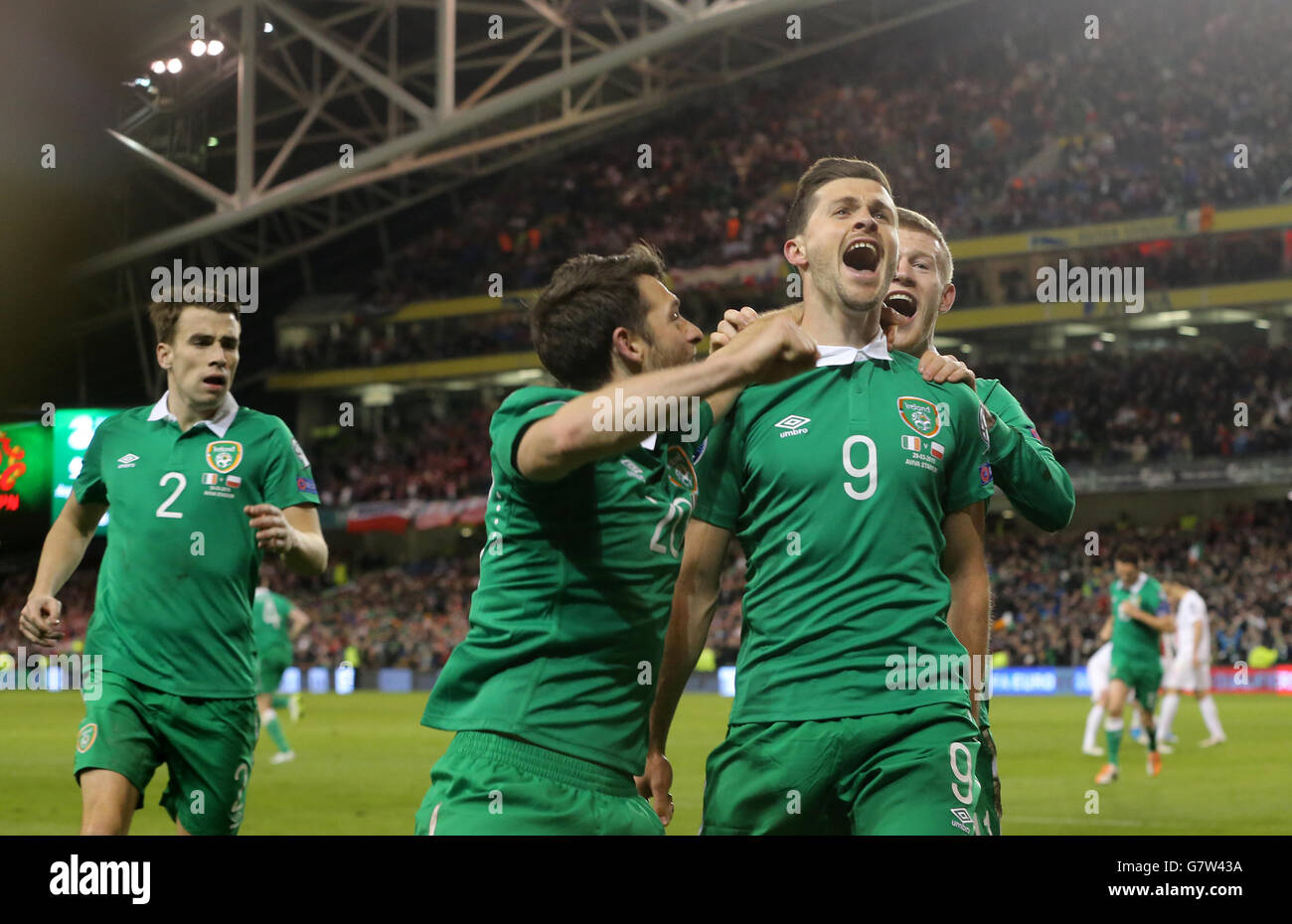 Republic irelands shane long hi-res stock photography and images - Alamy