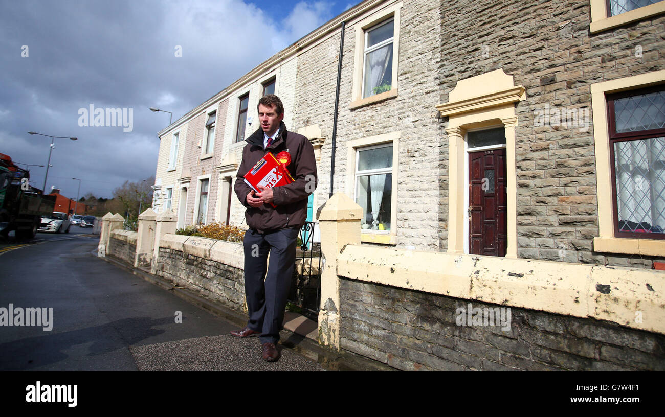Labour candidate for Rossendale and Darwen, Will Straw, son of former ...