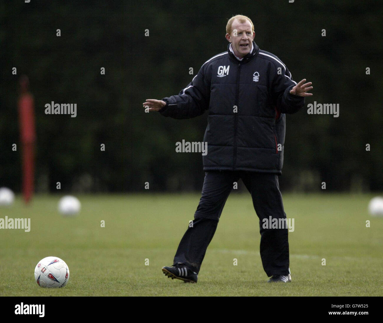 Nottingham forest training session hi-res stock photography and images ...