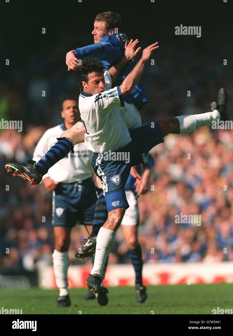 Duncan Ferguson, Everton out jumps Ramon Vega to be first to the ball ...