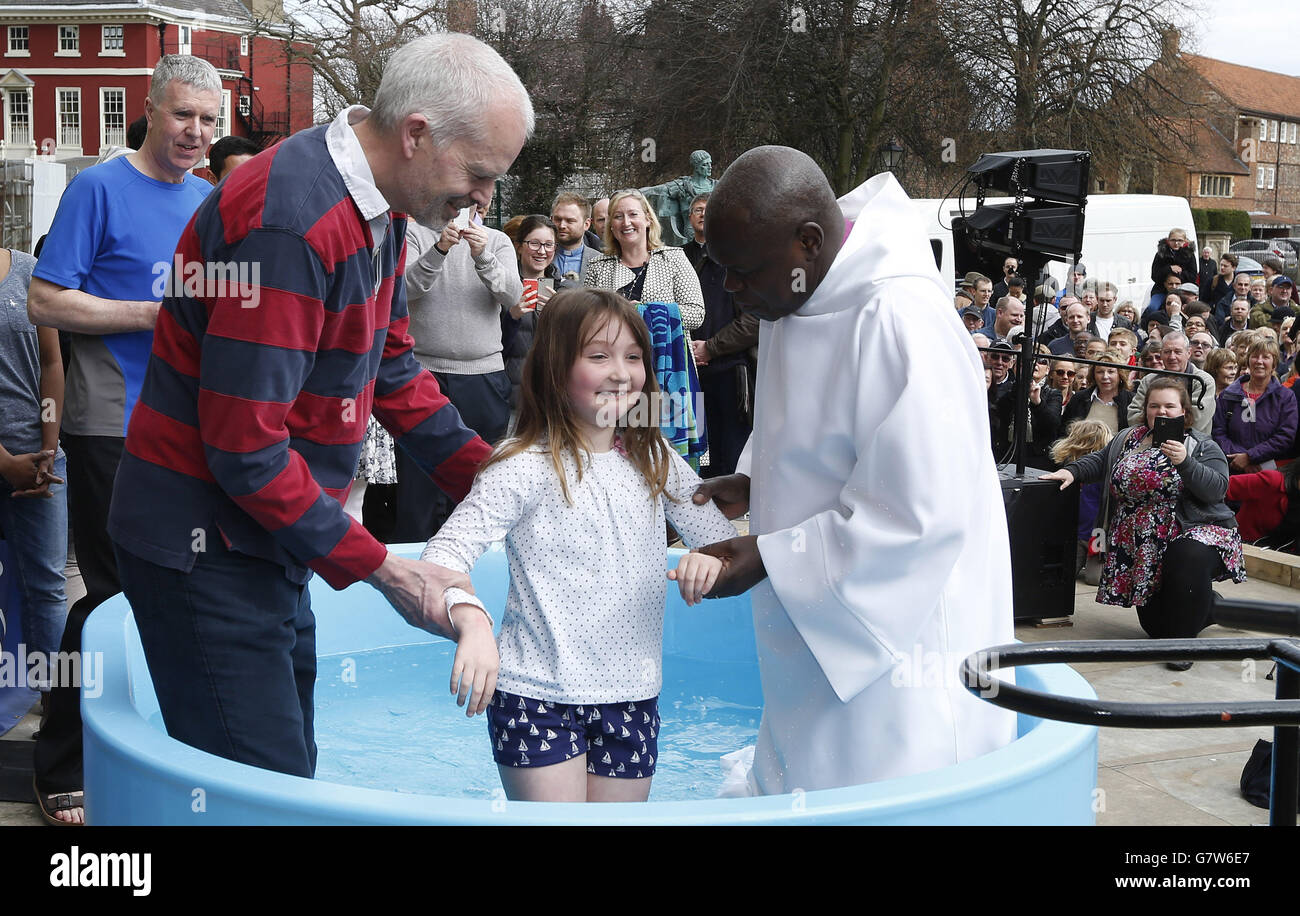 Dr john sentamu centre hi-res stock photography and images - Alamy