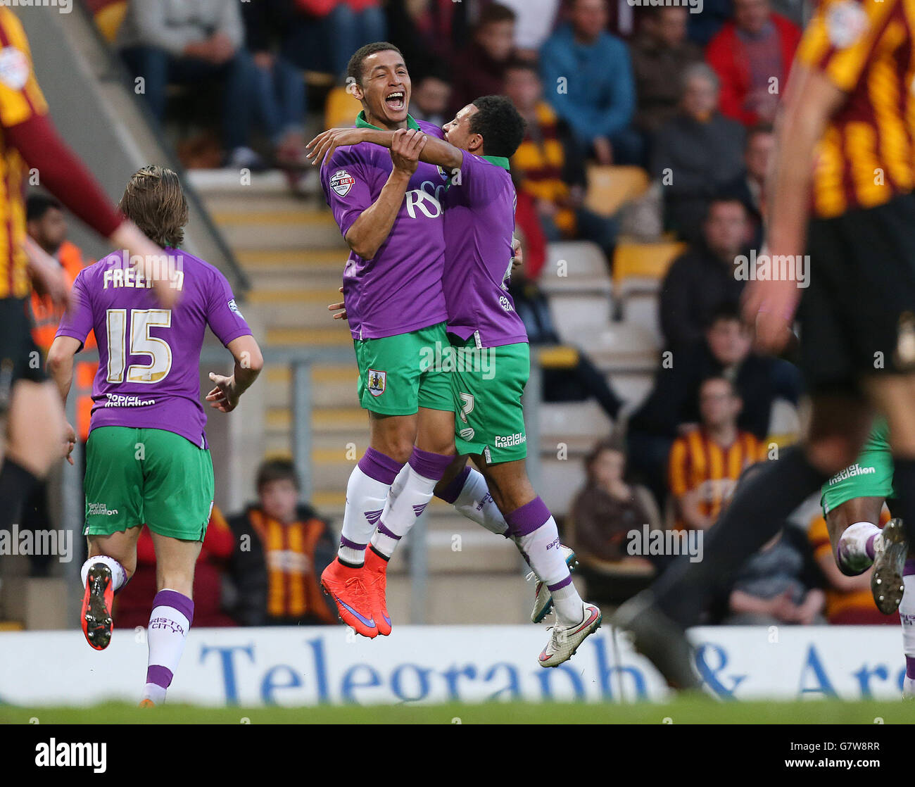 Bristol City's James Tavernier celebrates with Korey Smith after ...