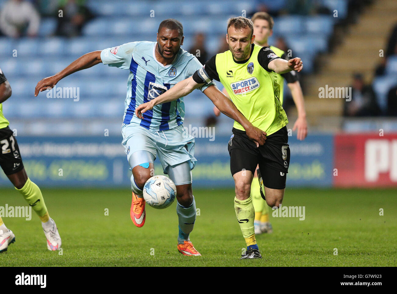 Coventry City's Reda Johnson and Oldham Athletic's Liam Kelly Stock ...