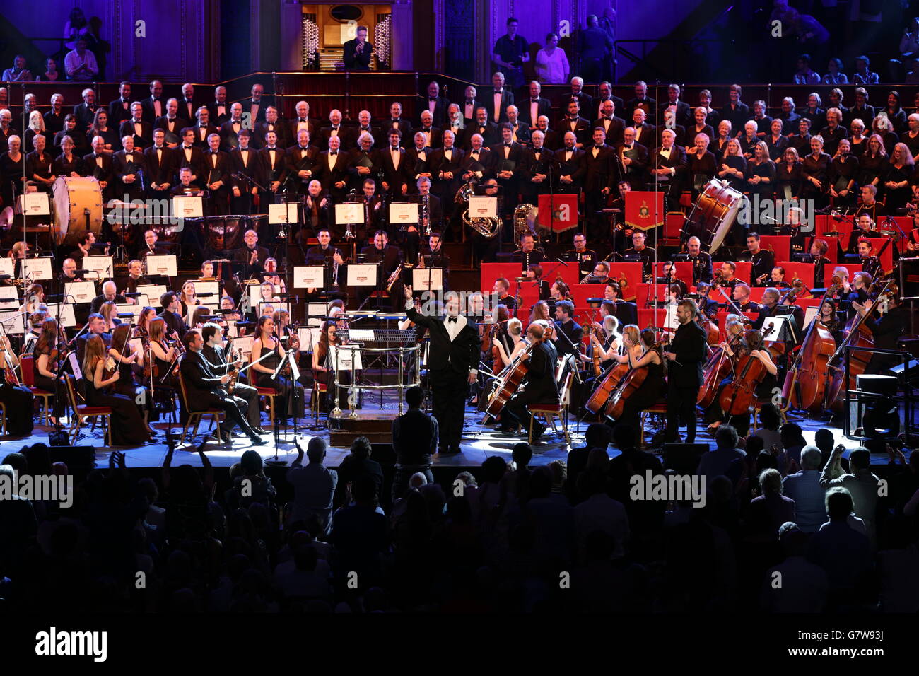 Chorus classic fm live londons royal albert hall hi-res stock ...
