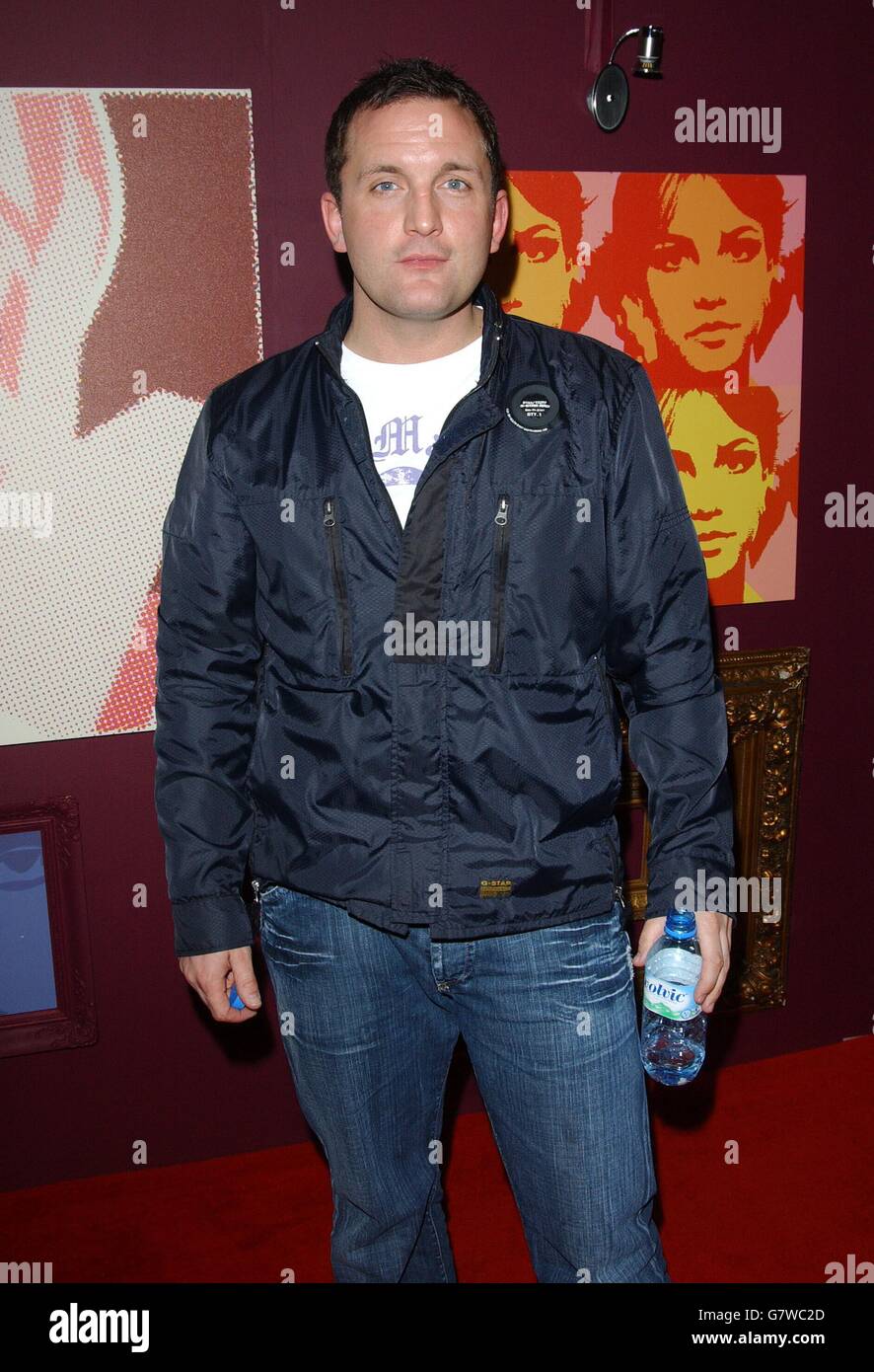 MTV TRL - Total Request Live - Leicester Square Studios Stock Photo - Alamy