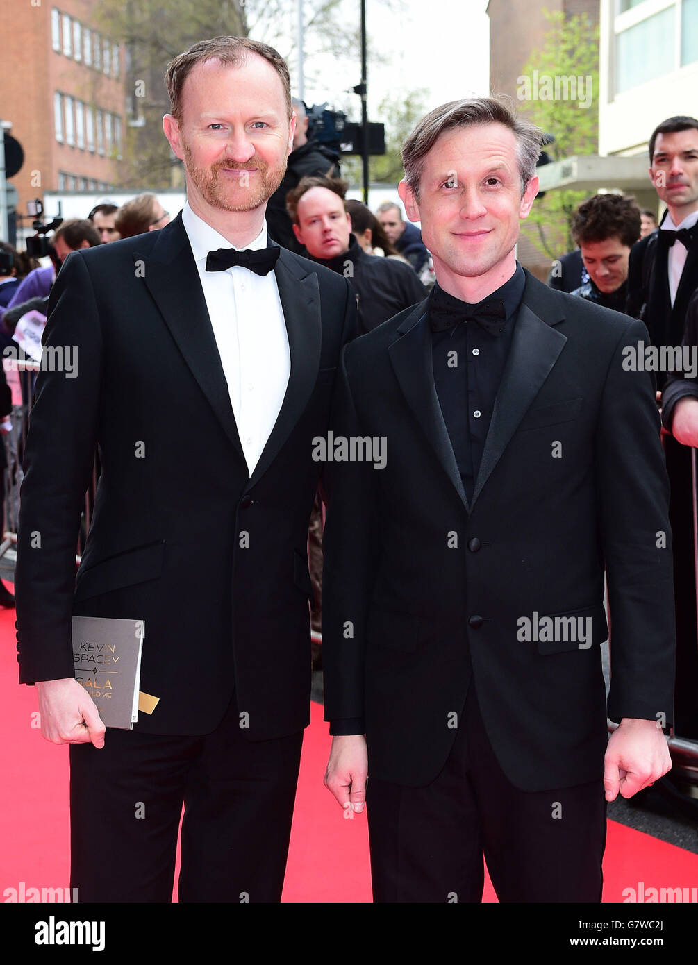 Showbiz spacey mangrh red carpet redcarpet half length mid hi-res stock ...