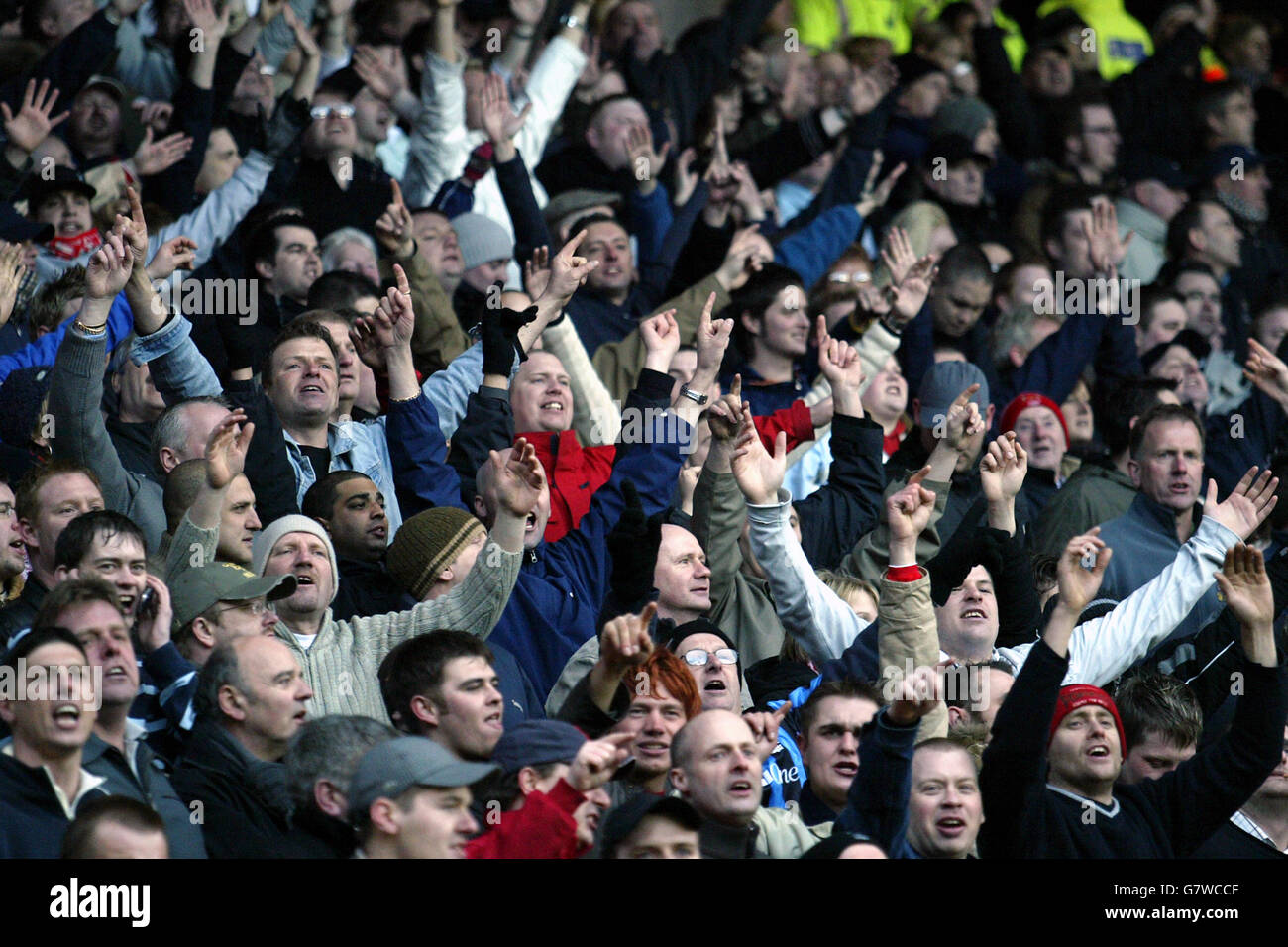 Football fans soccer supporters hi-res stock photography and images - Alamy