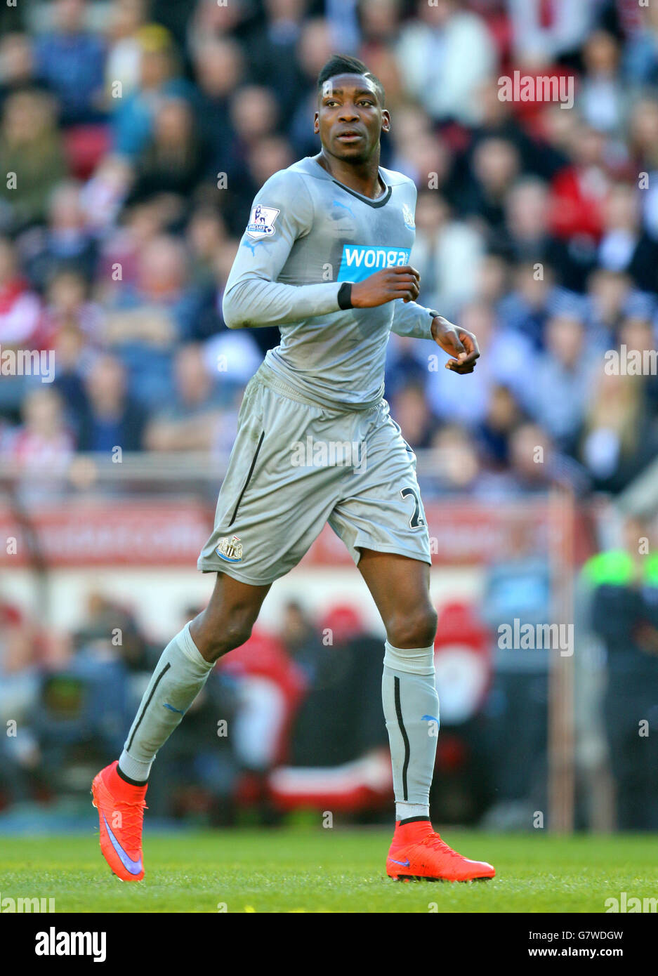 Newcastle uniteds sammy ameobi hi-res stock photography and images - Alamy