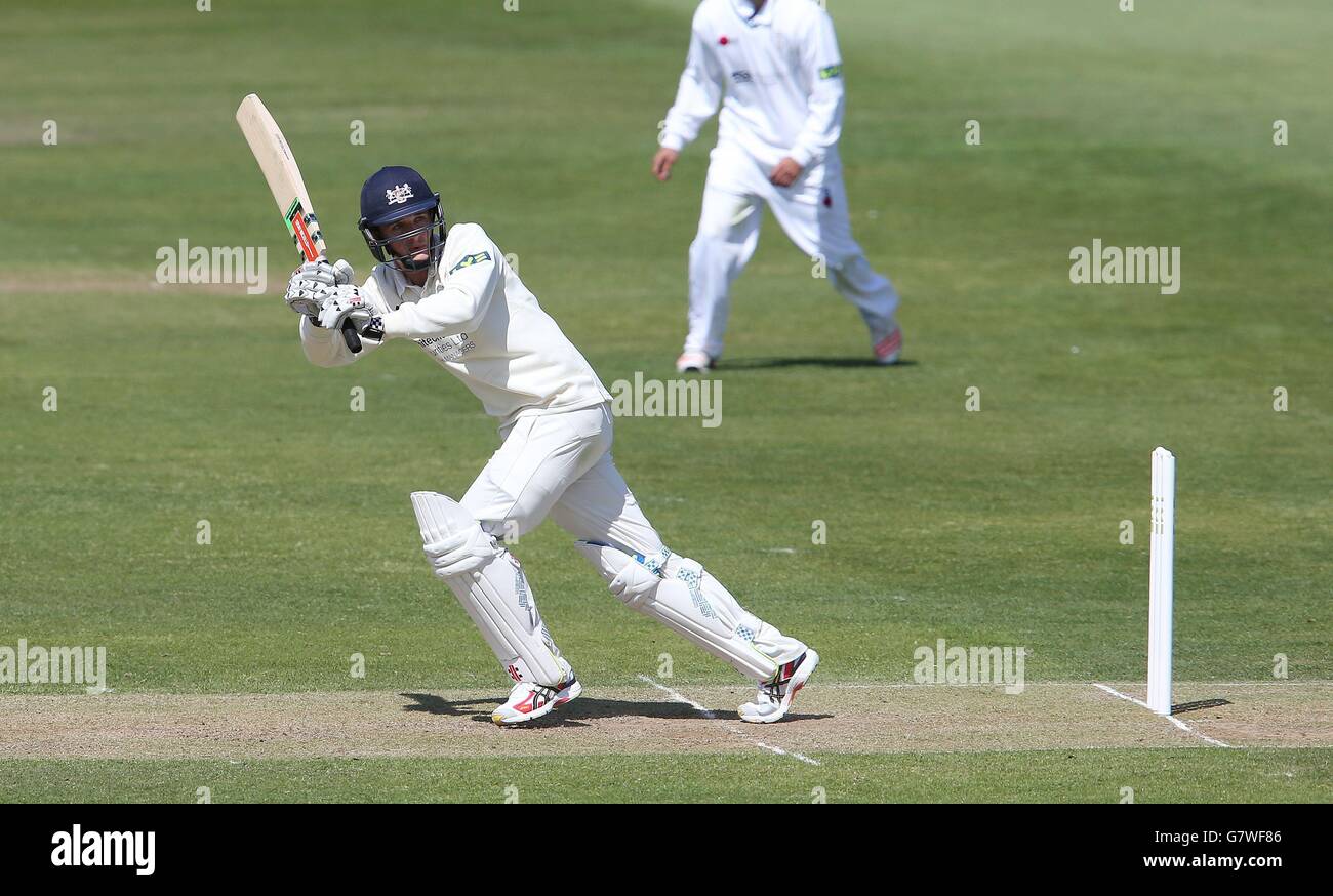 Cricket - LV= County Championship - Division Two - Gloucestershire v ...
