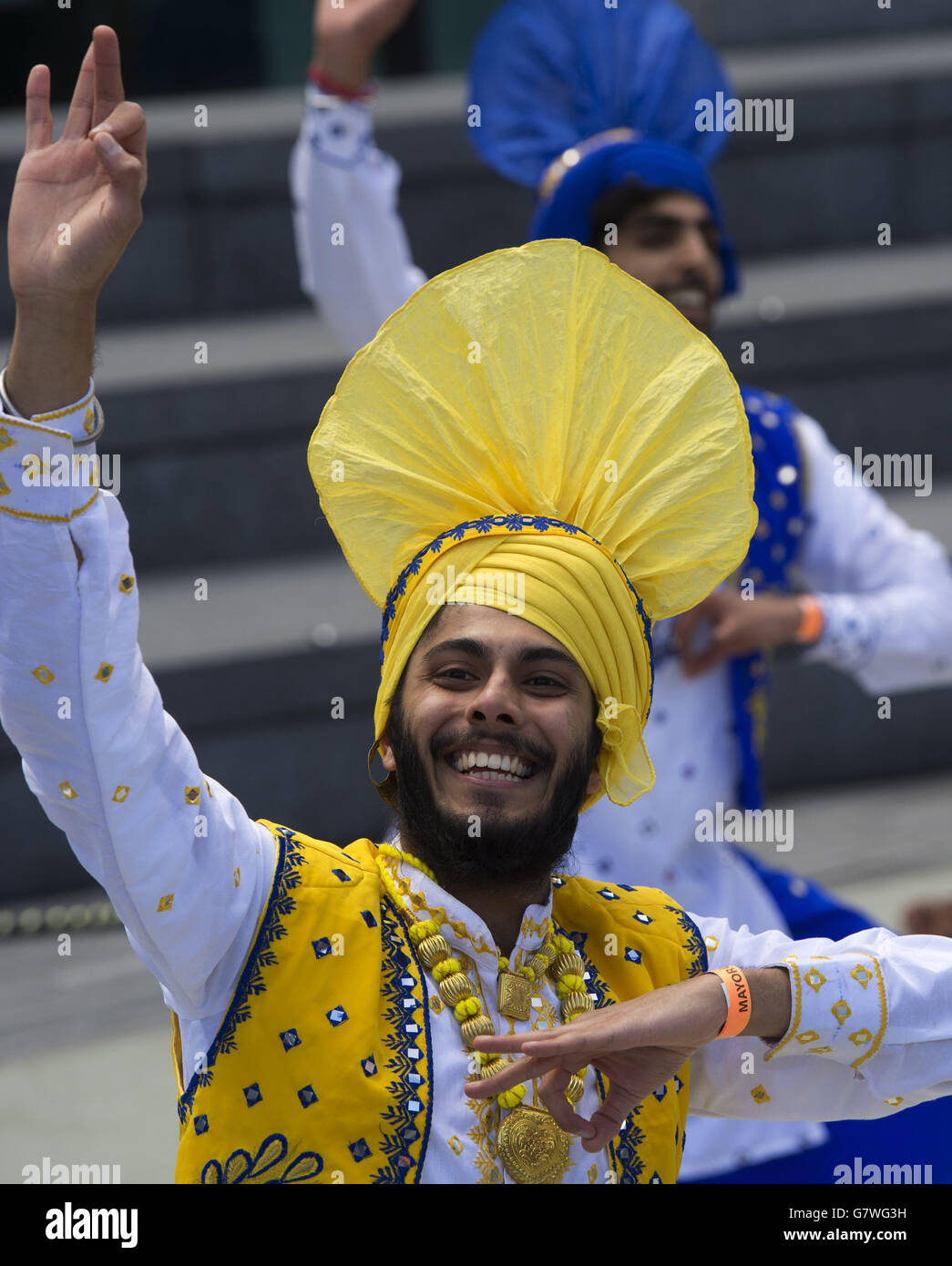 Celebrate holiest day in sikh calendar hi-res stock photography and ...