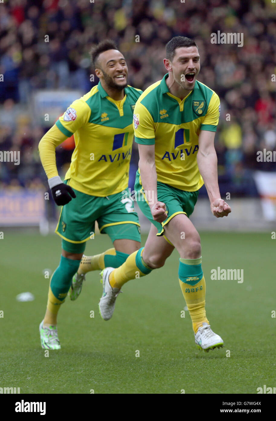 Norwich City's Graham Dorrans celebrates after he scores the first goal ...