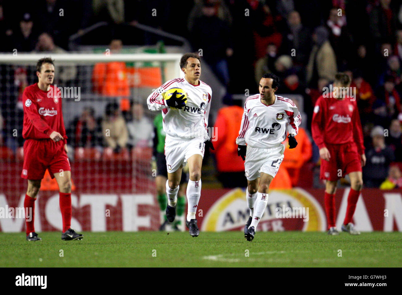 Soccer - UEFA Champions League - Round of 16 - First Leg - Liverpool v ...