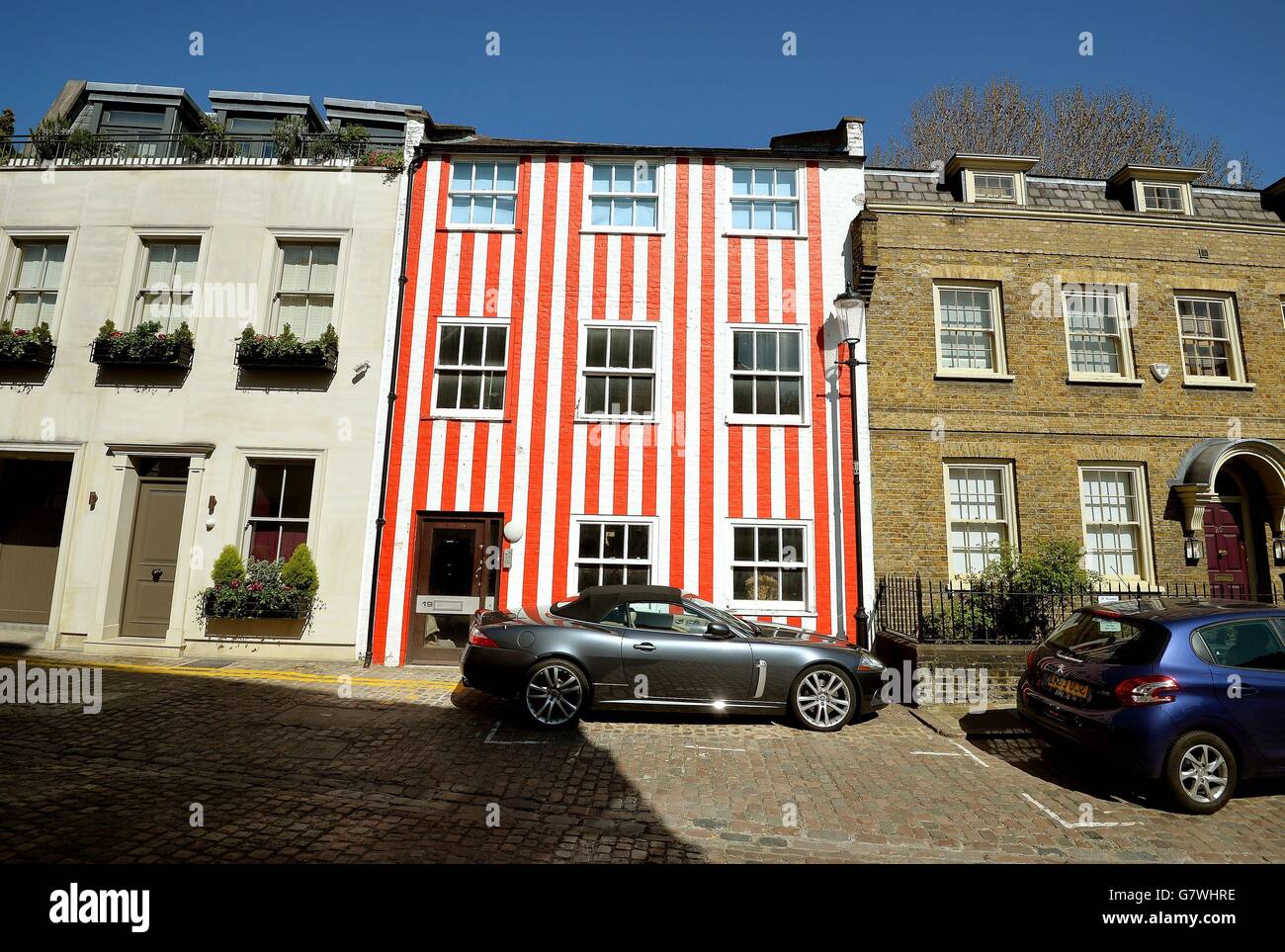 Striped house kensington hi-res stock photography and images - Alamy