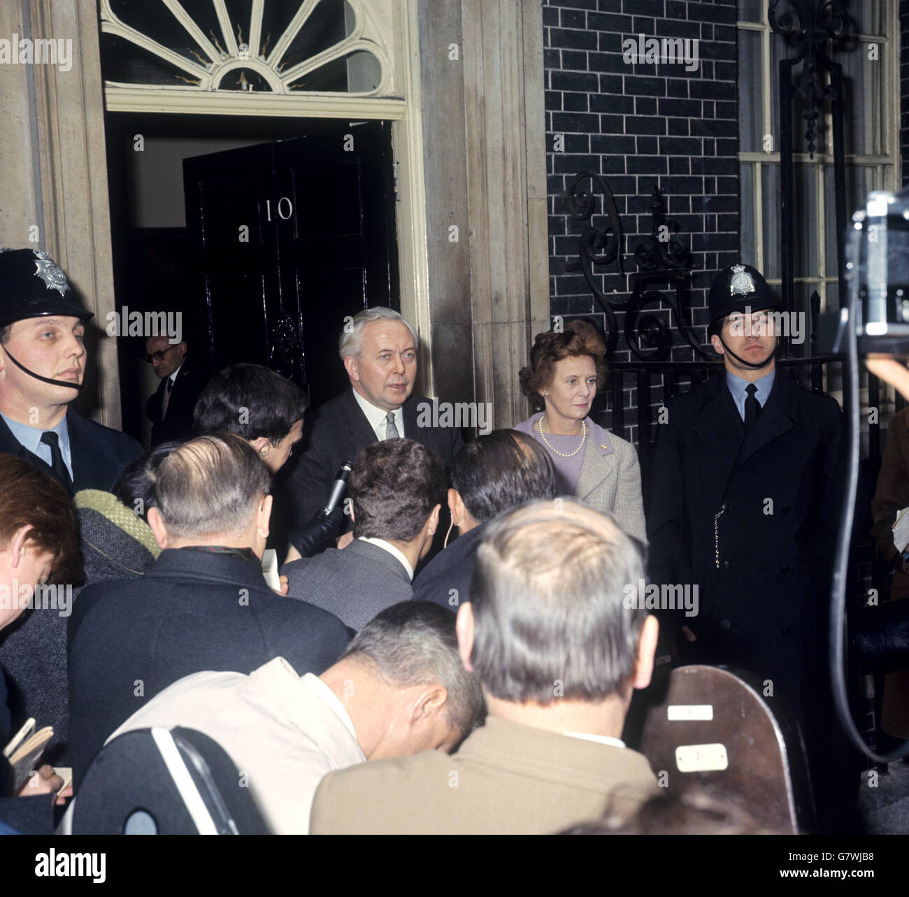 Politics - 1966 General Election - 10 Downing Street Stock Photo - Alamy