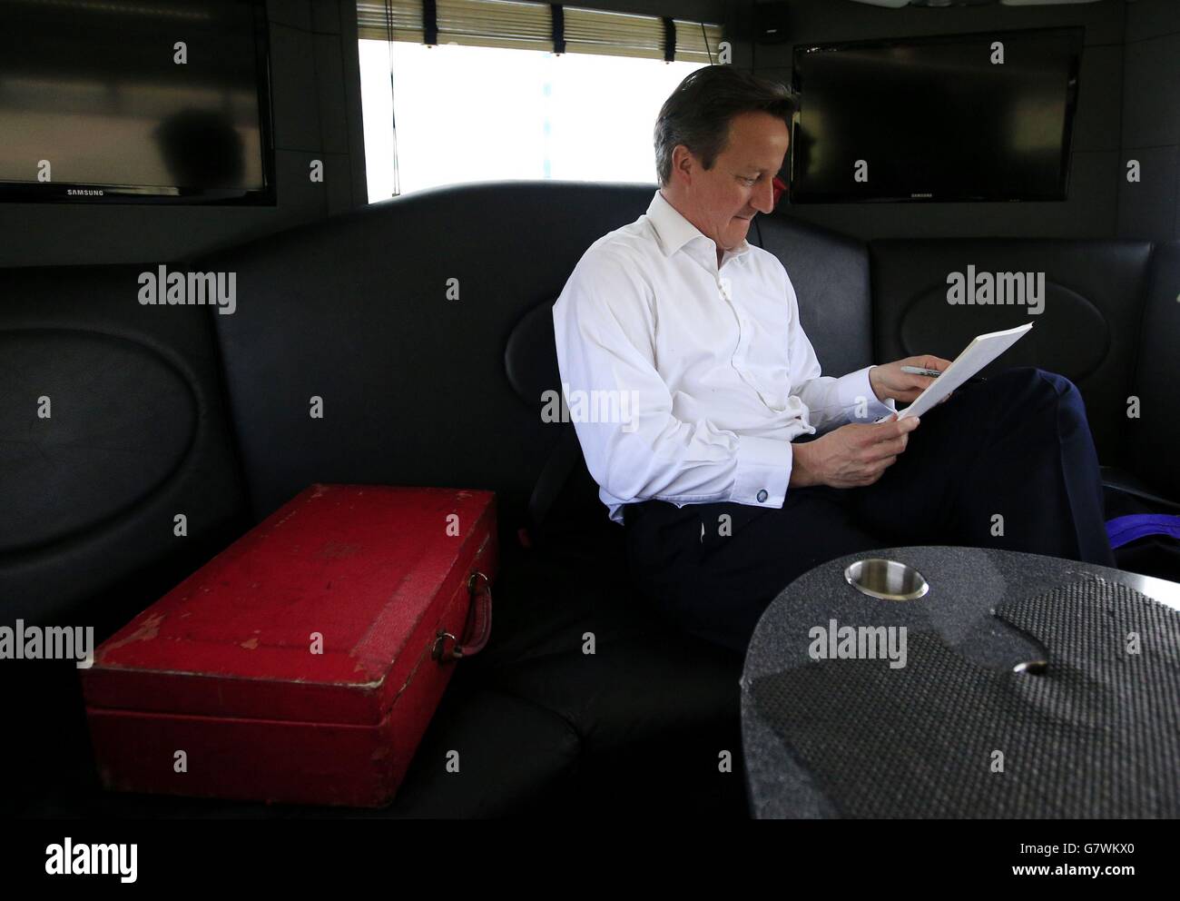 Prime bus bus hi-res stock photography and images - Alamy