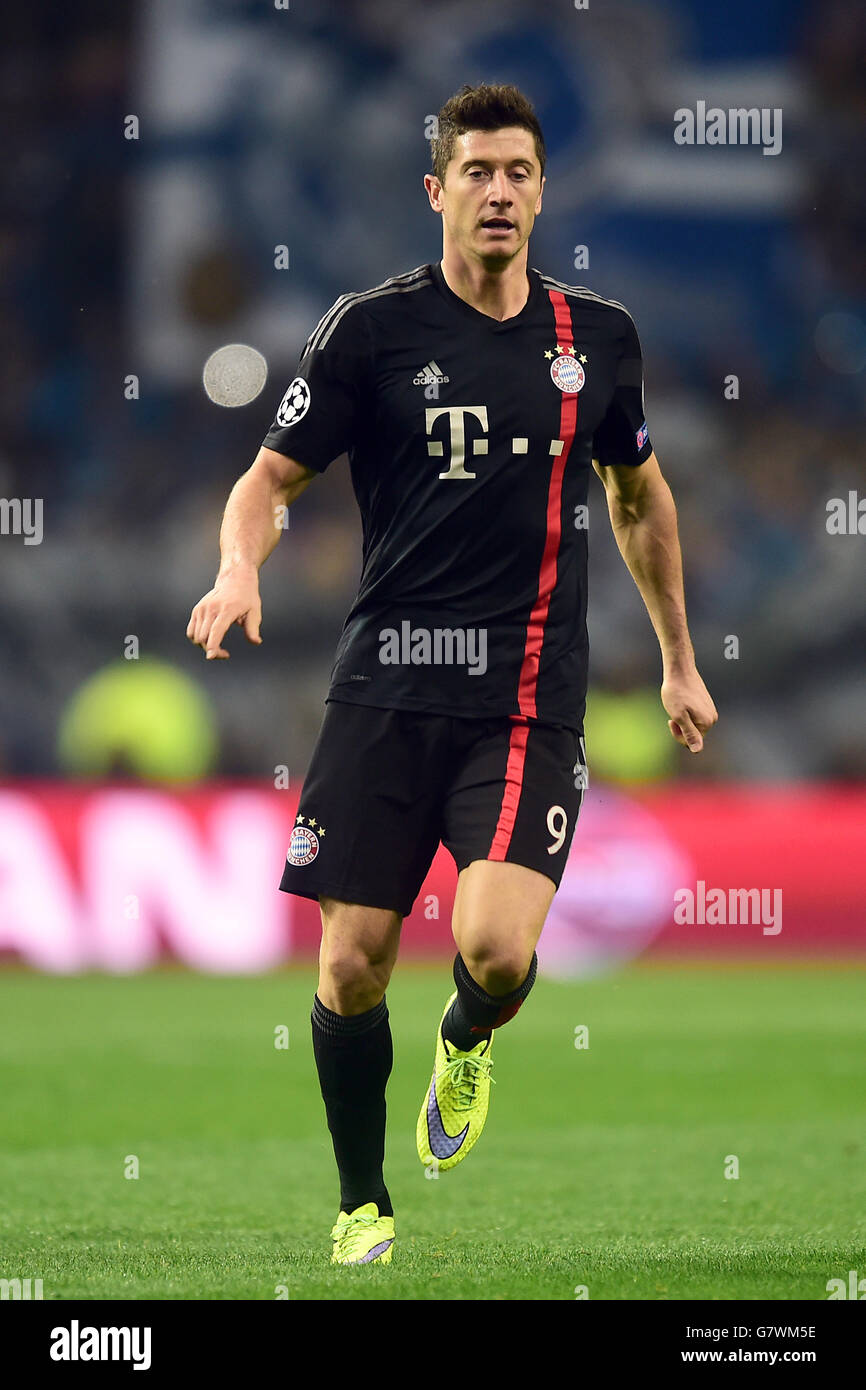 Robert lewandowski bayern hi-res stock photography and images - Alamy
