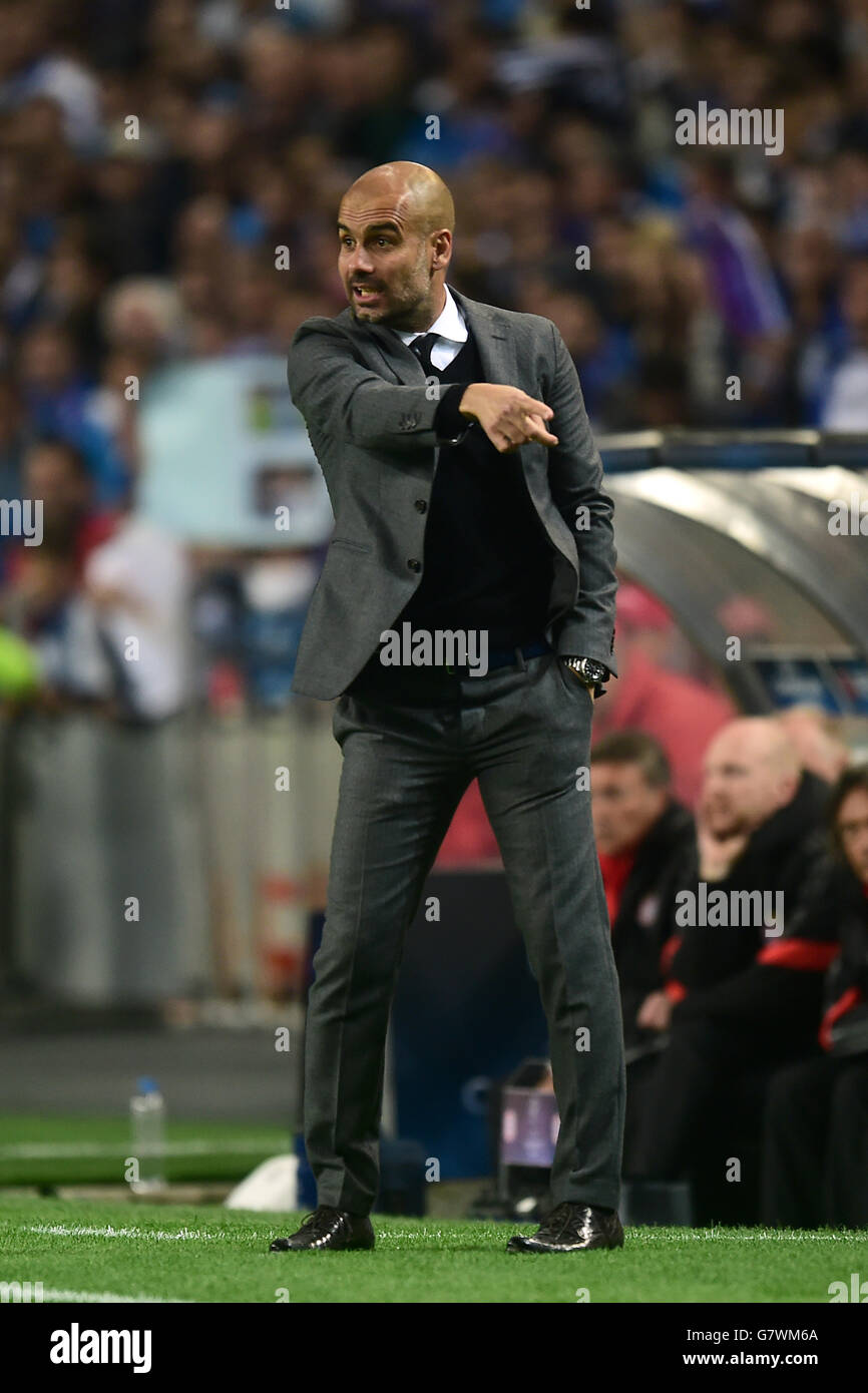 Pep guardiola bayern munich hi-res stock photography and images - Alamy